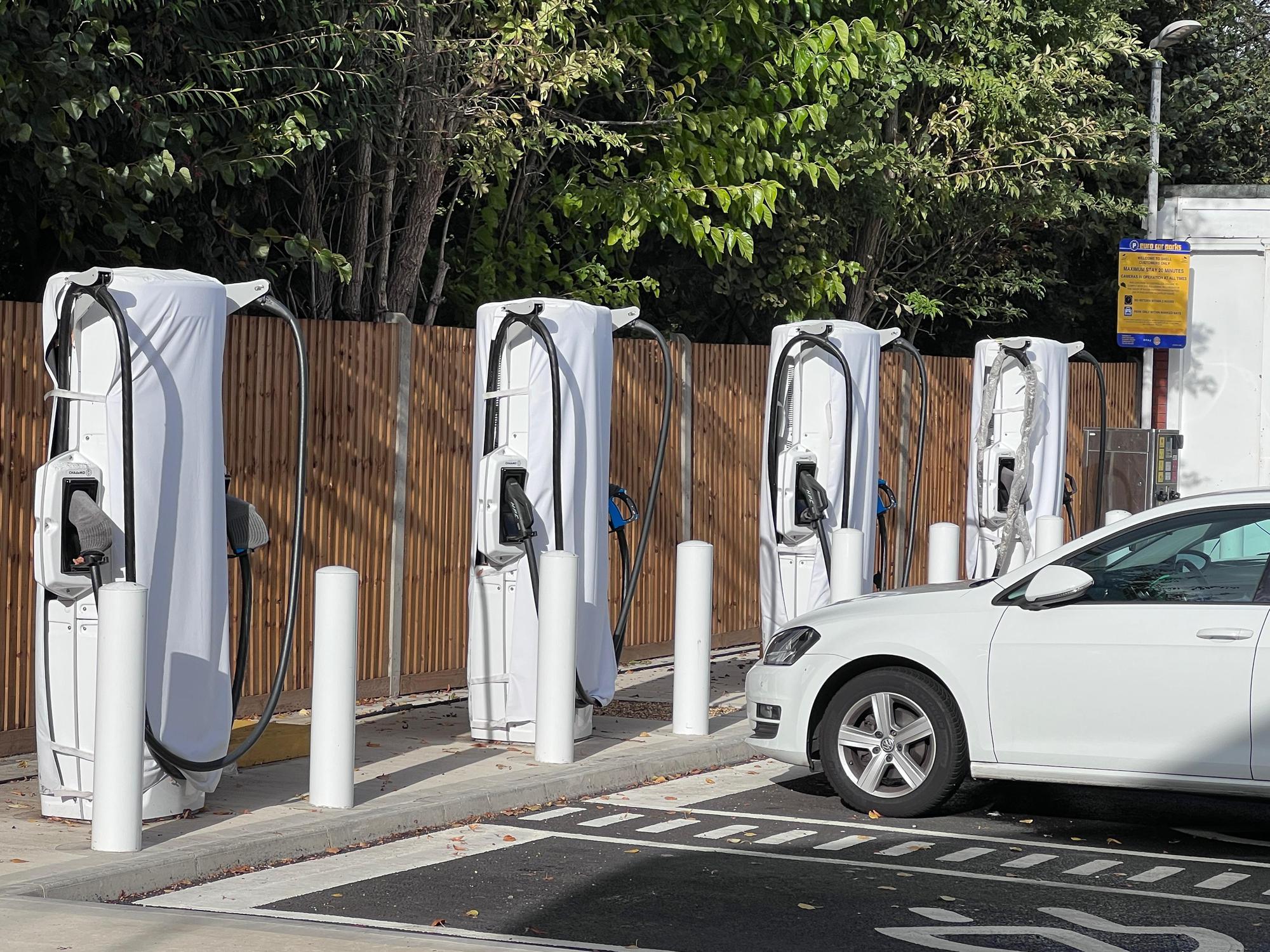 Shell West Drayton | Harmondsworth, England | EV Station