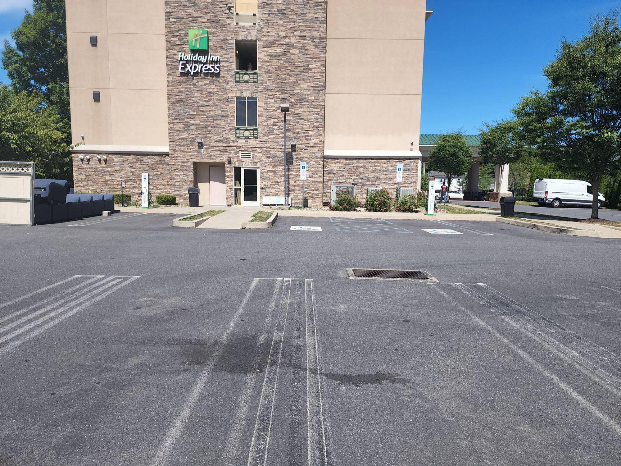 Holiday Inn Express & Suites Stroudsburg Poconos | Stroudsburg, PA | EV ...