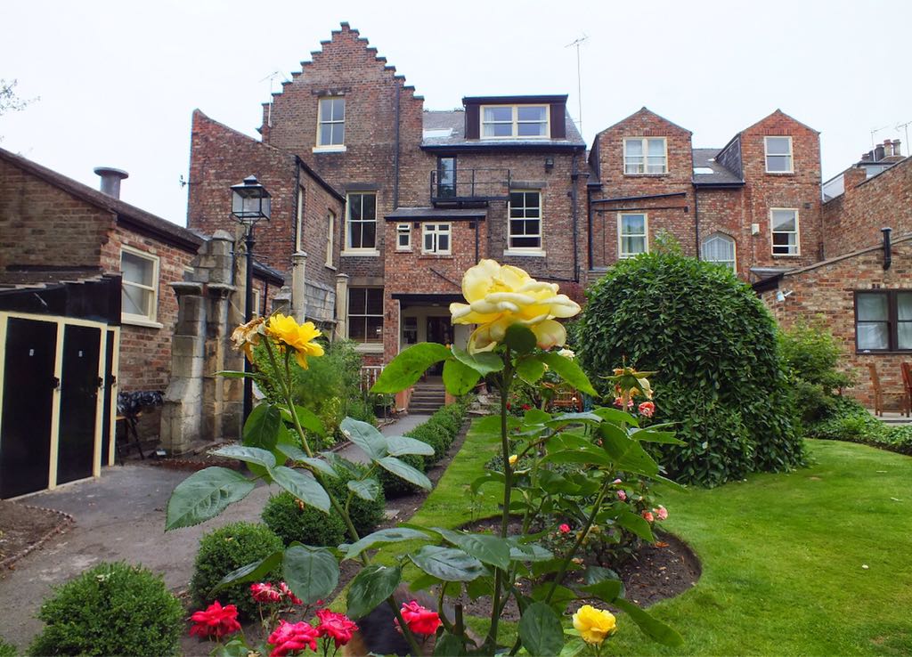 York Priory Hotel | York, England | EV Station