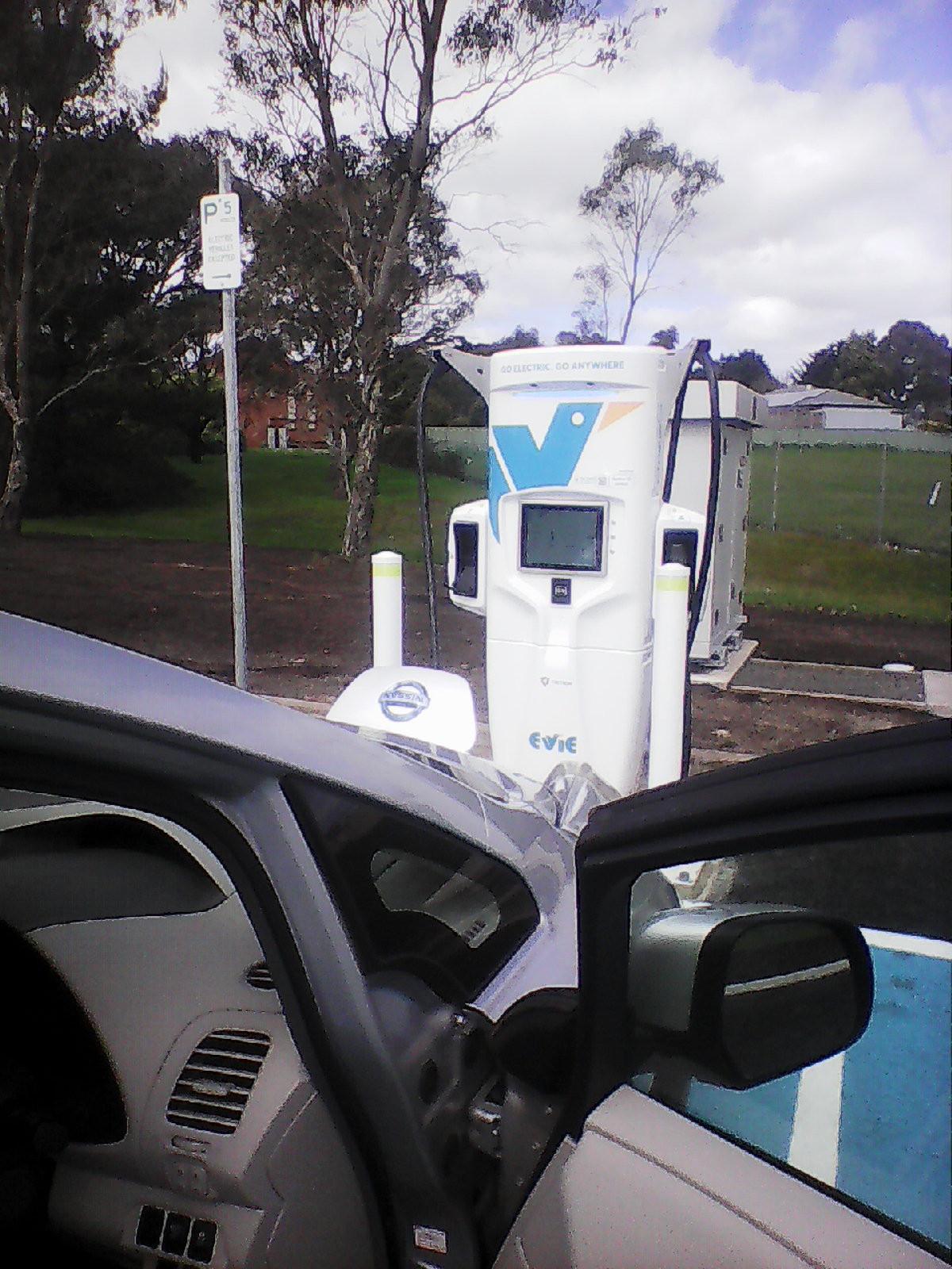 Shell Coles Express - Warrenheip | Warrenheip, VIC | EV Station