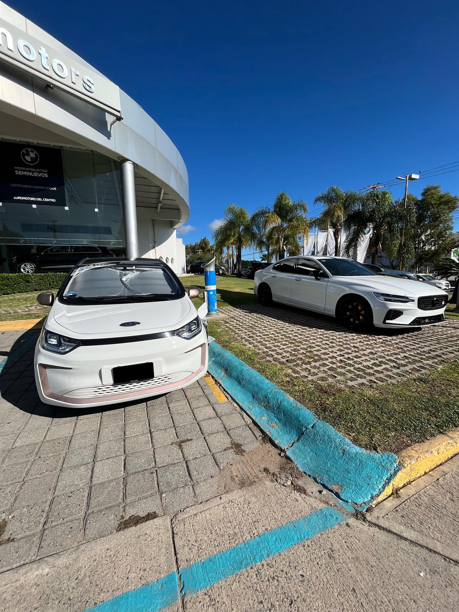 BMW Euromotors León | León, Gto. | EV Station