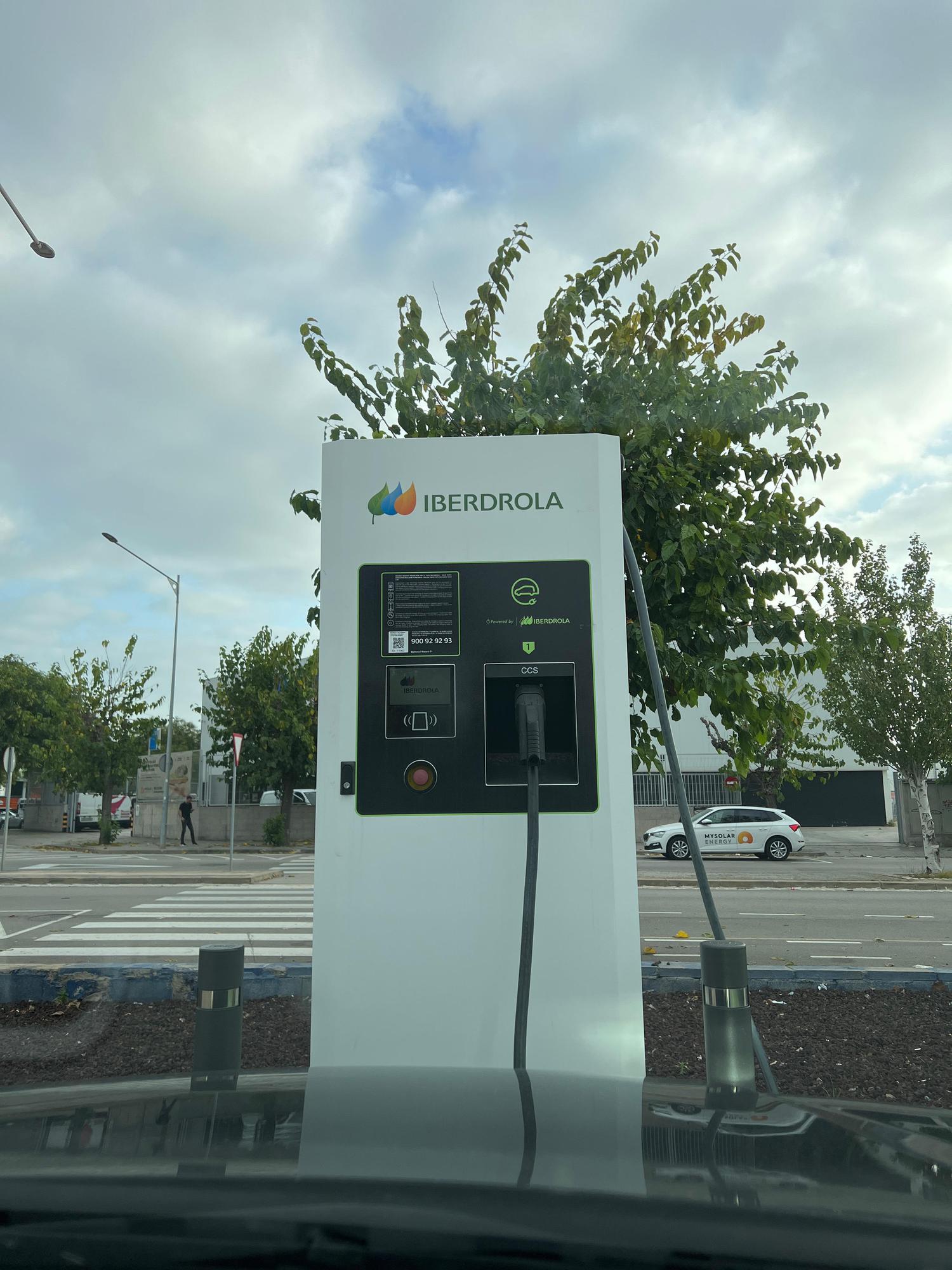 IBERDROLA CLIENTES | Mataró, CT | EV Station