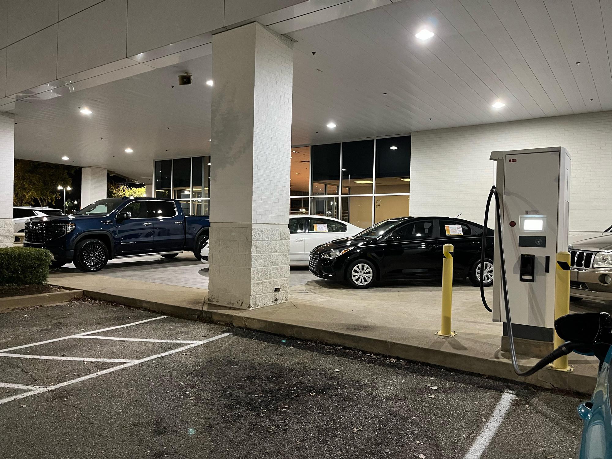 Sunrise Buick GMC at Wolfchase | Bartlett, TN | EV Station