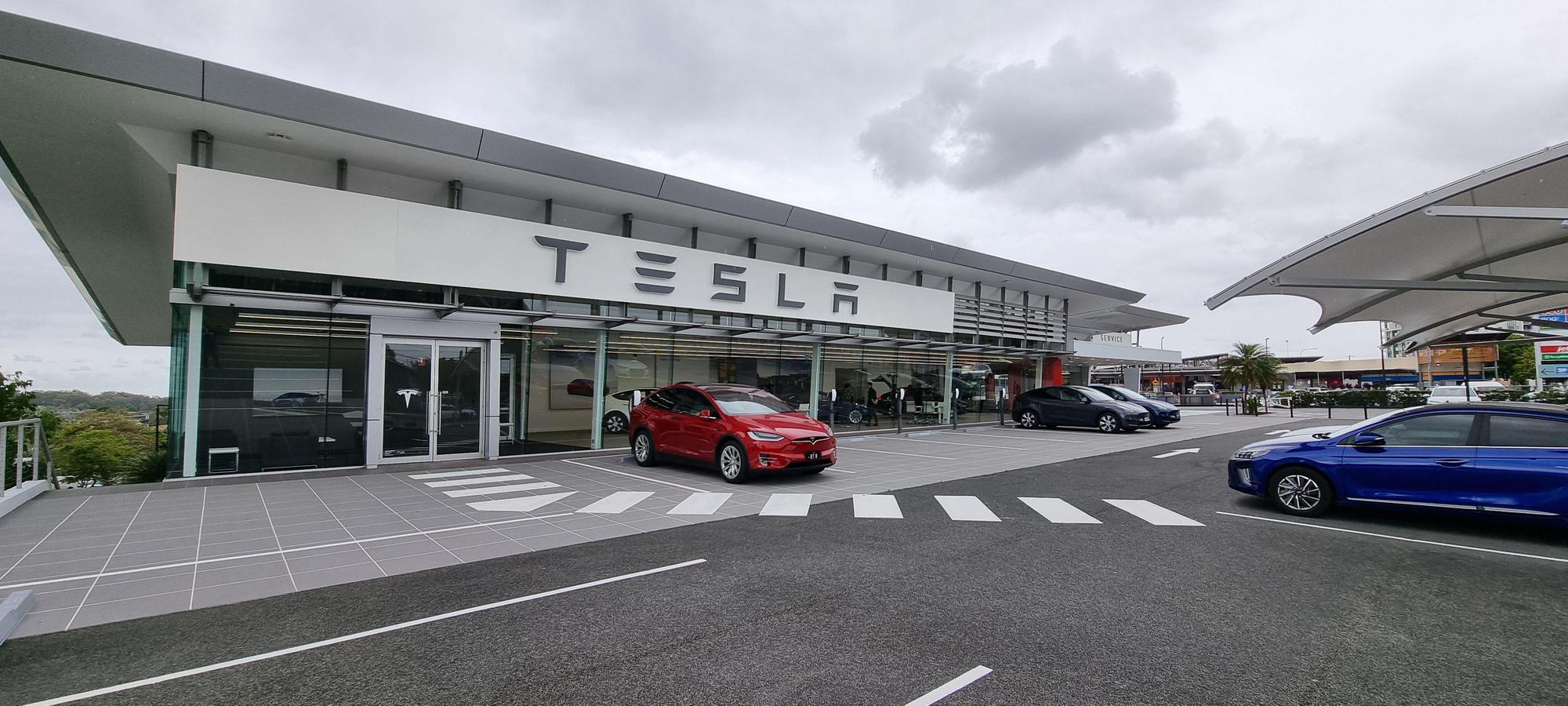 1922 Logan Rd | Upper Mount Gravatt, QLD | EV Station