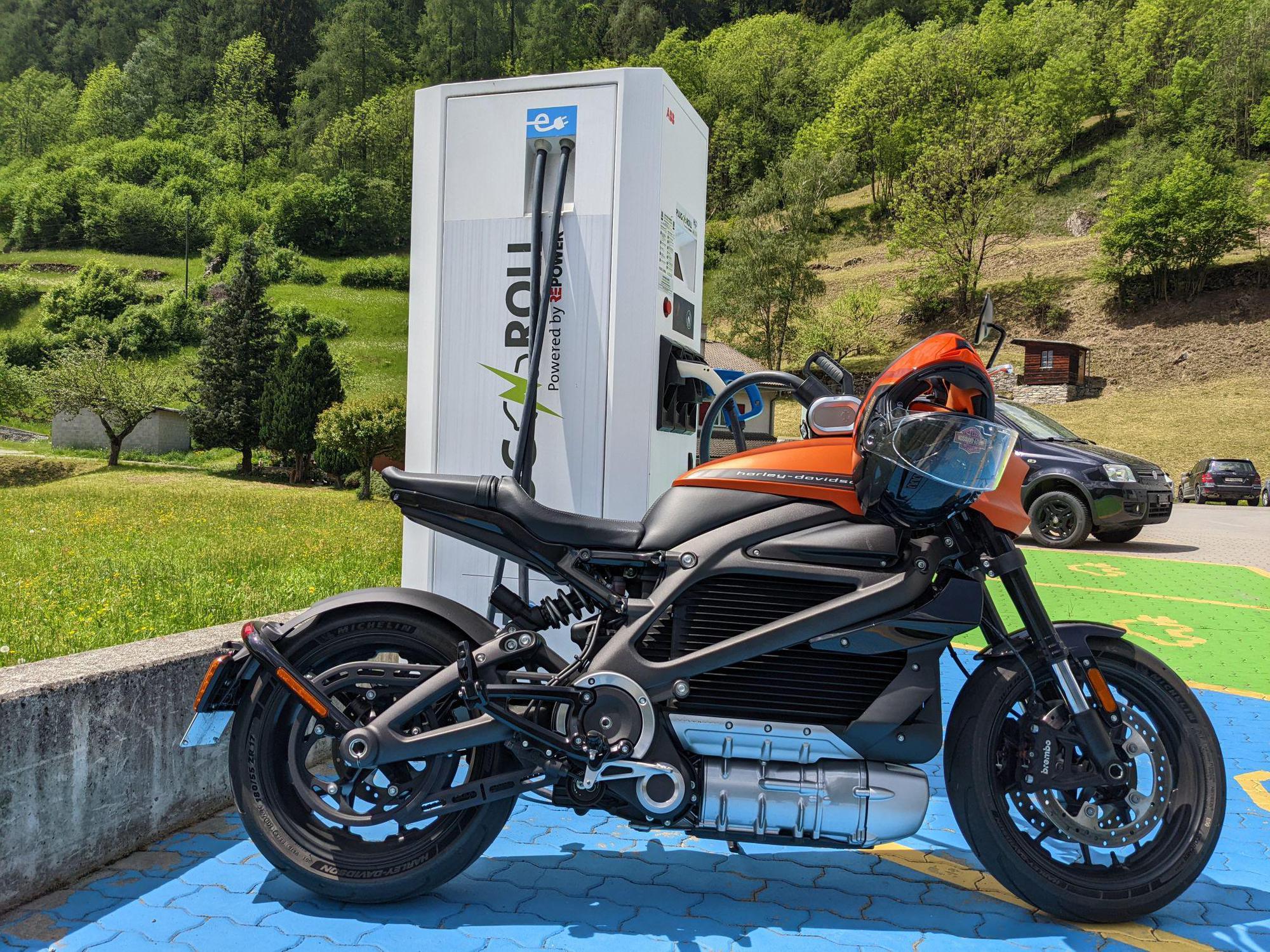 Repower AG | Poschiavo, GR | EV Station