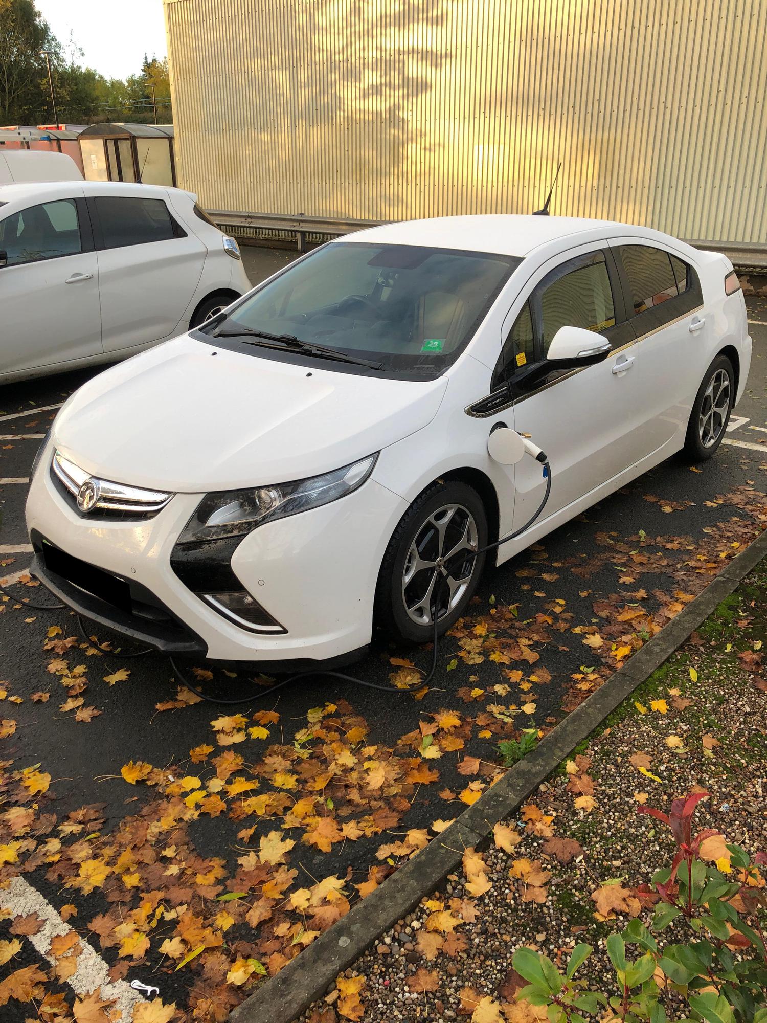 Tesco Superstore Wokingham | 78 Finchampstead Rd, Wokingham, RG40 2NS ...