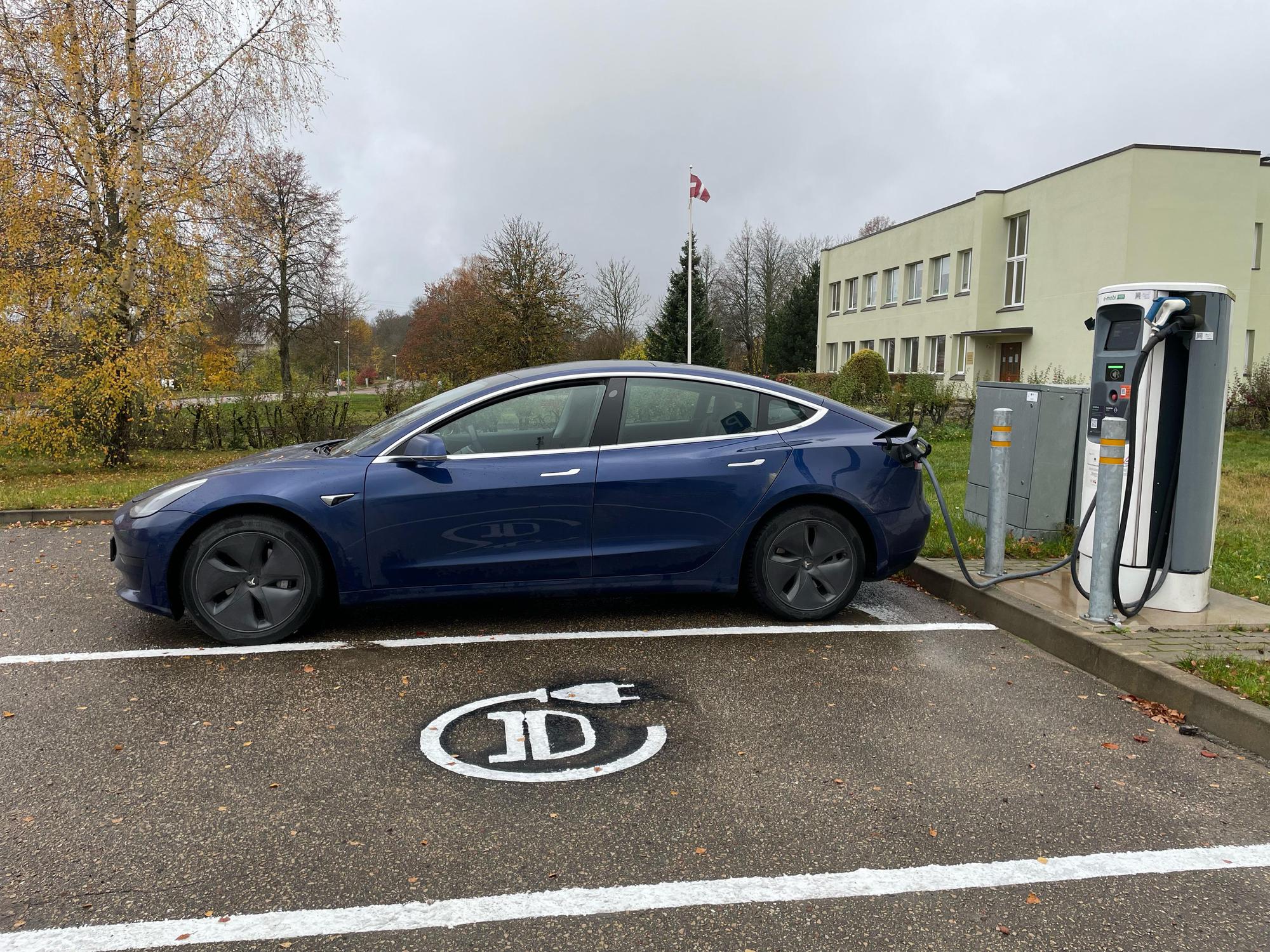 Kalvene | e-mobi | Kalvene, Dienvidkurzemes novads | EV Station