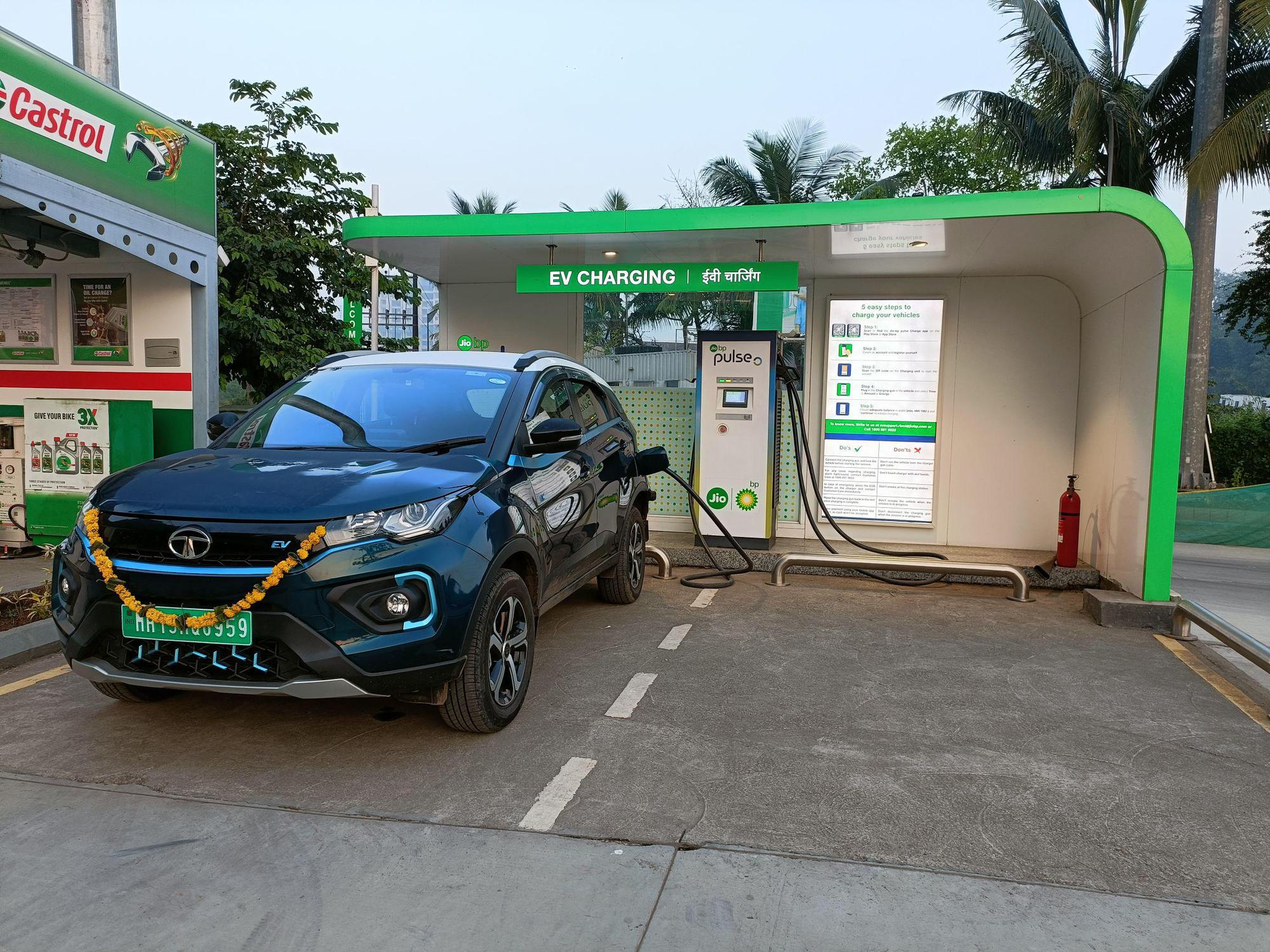 Jio-bp Petrol Pump | Navi Mumbai, MH | EV Station