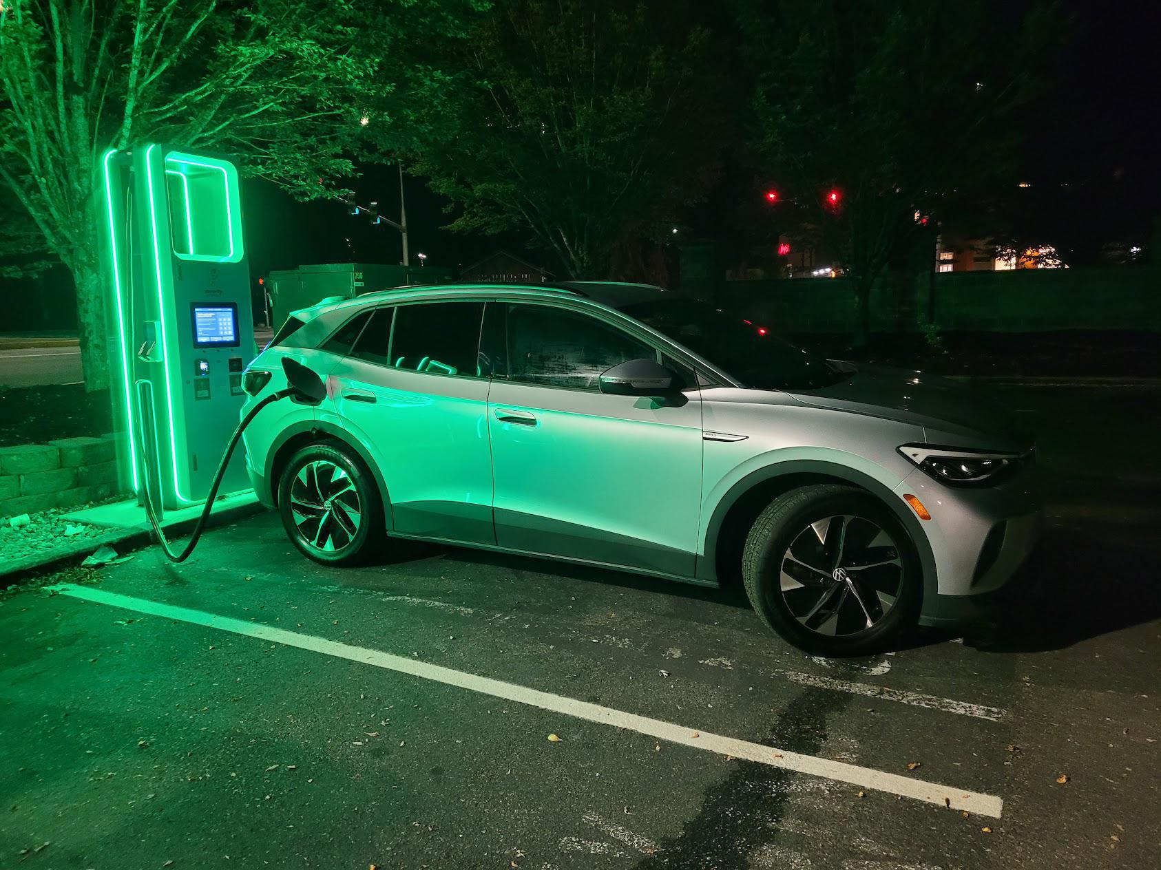 Target | Redmond, WA | EV Station
