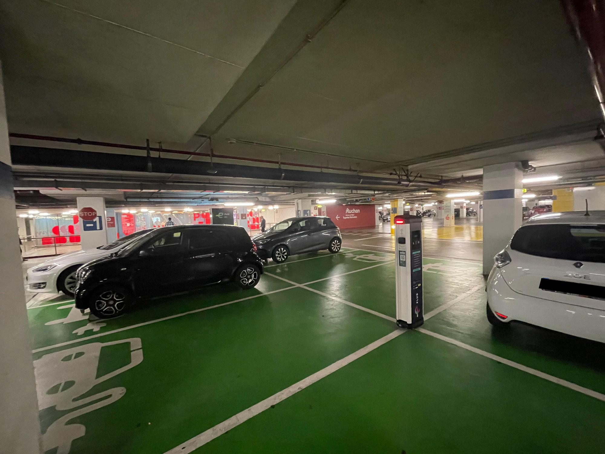 UBBO | Brandoa, Lisboa | EV Station