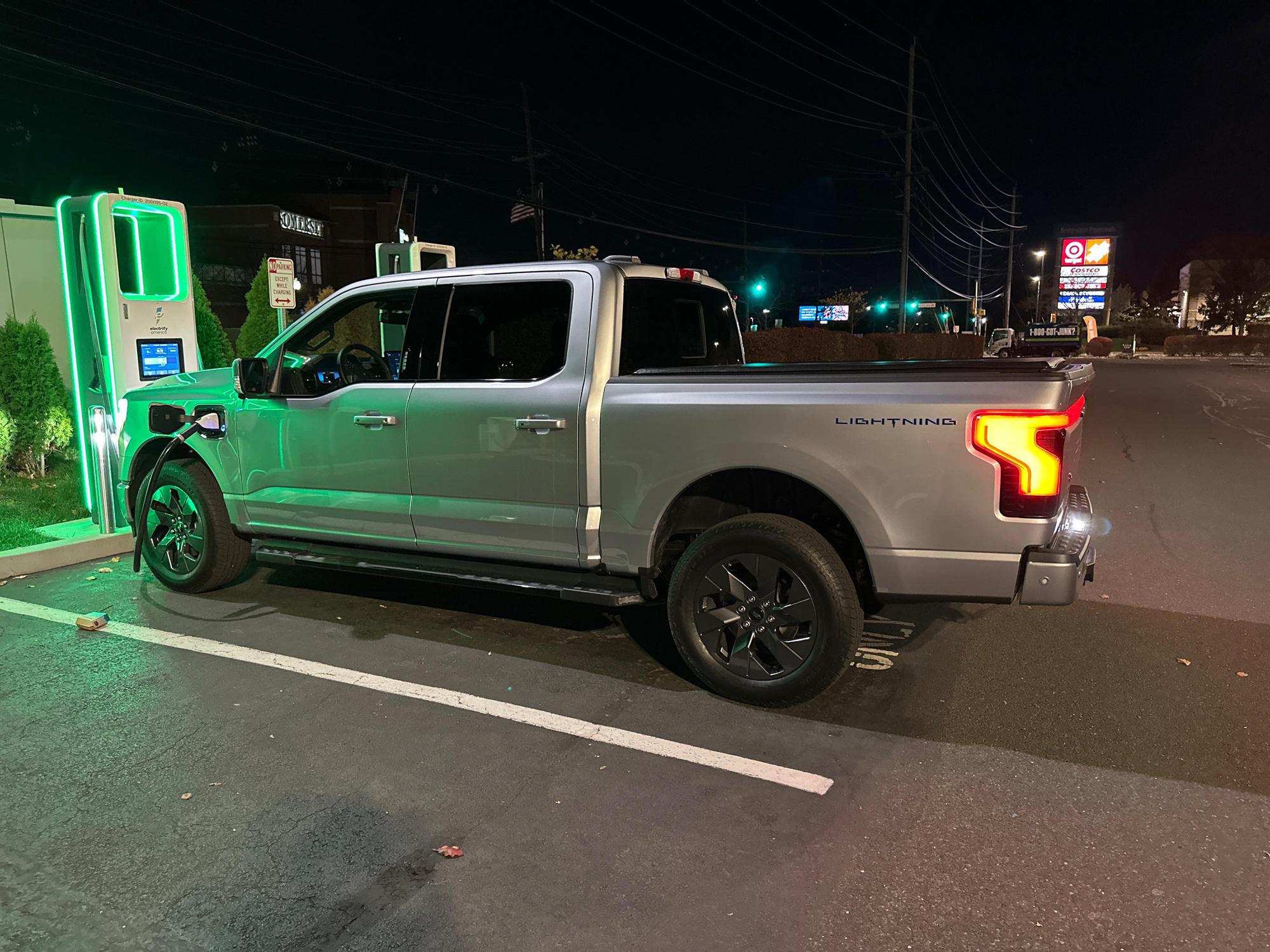 Target | Bridgewater Township, NJ | EV Station