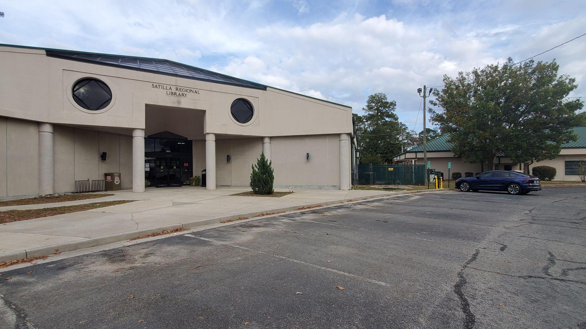 Satilla Regional Library | Douglas, GA | EV Station