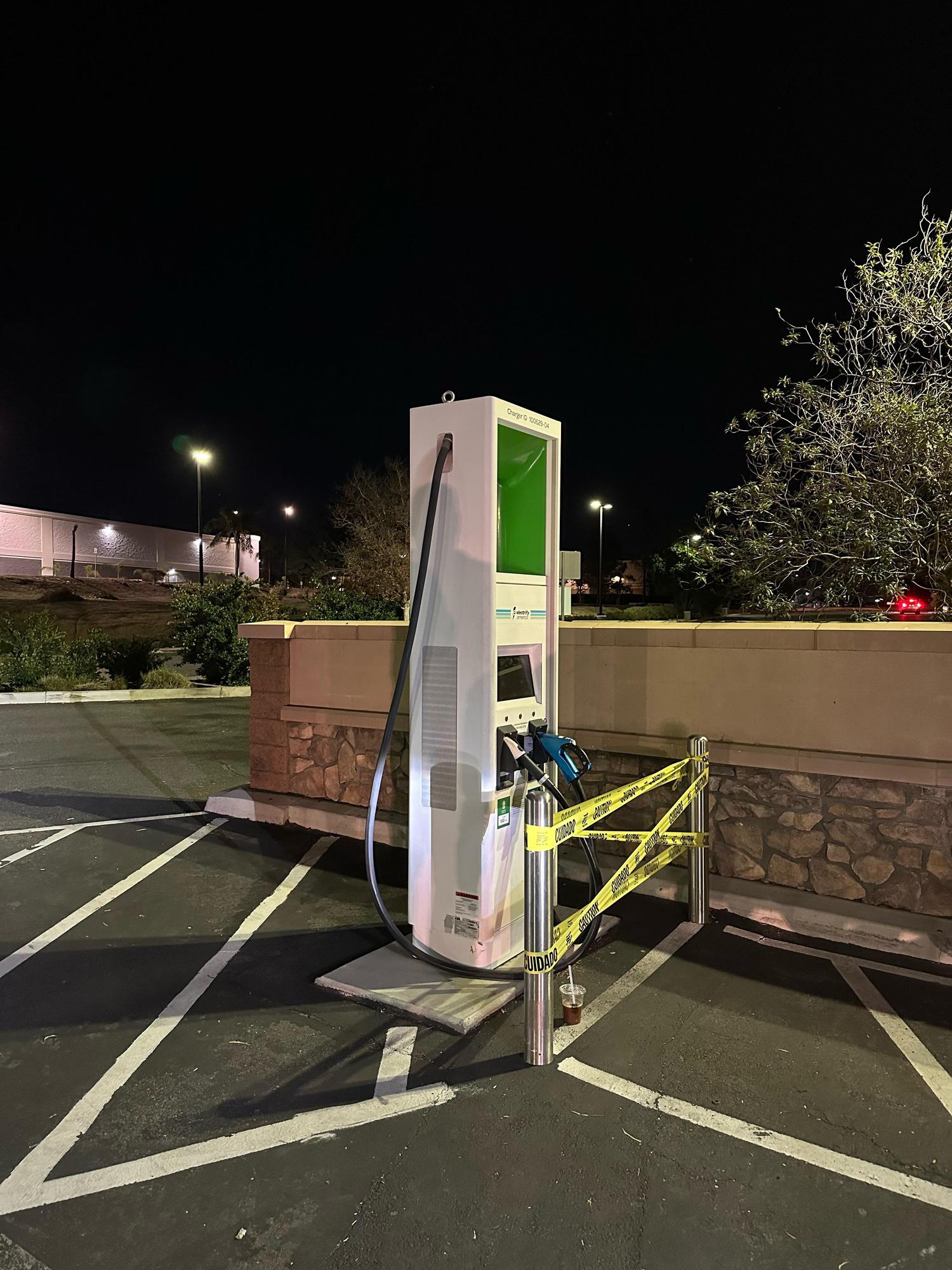 Walmart Supercenter Riverside | Riverside, CA | EV Station