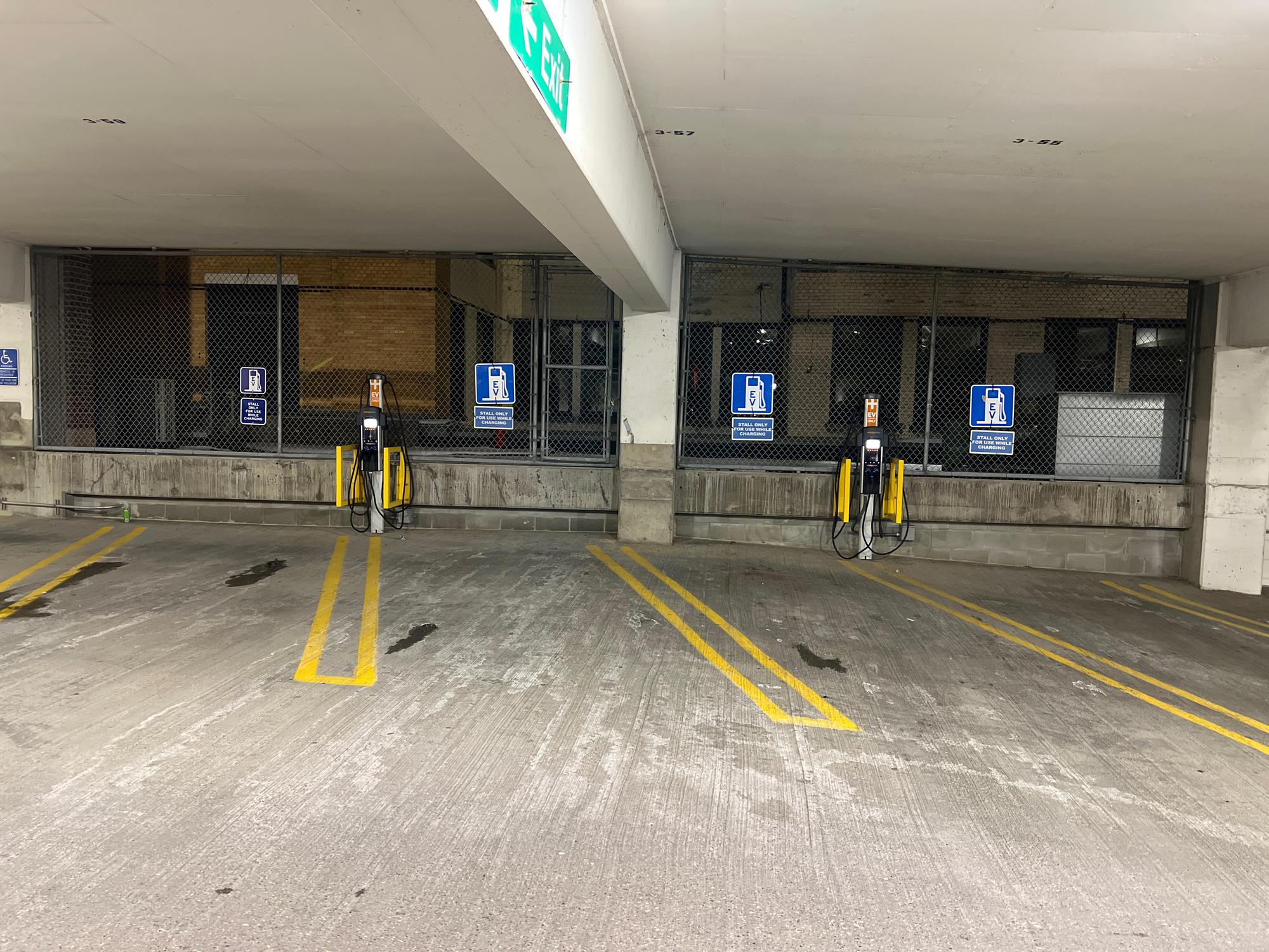 Jerry Haaf Parking Ramp | Minneapolis, MN | EV Station