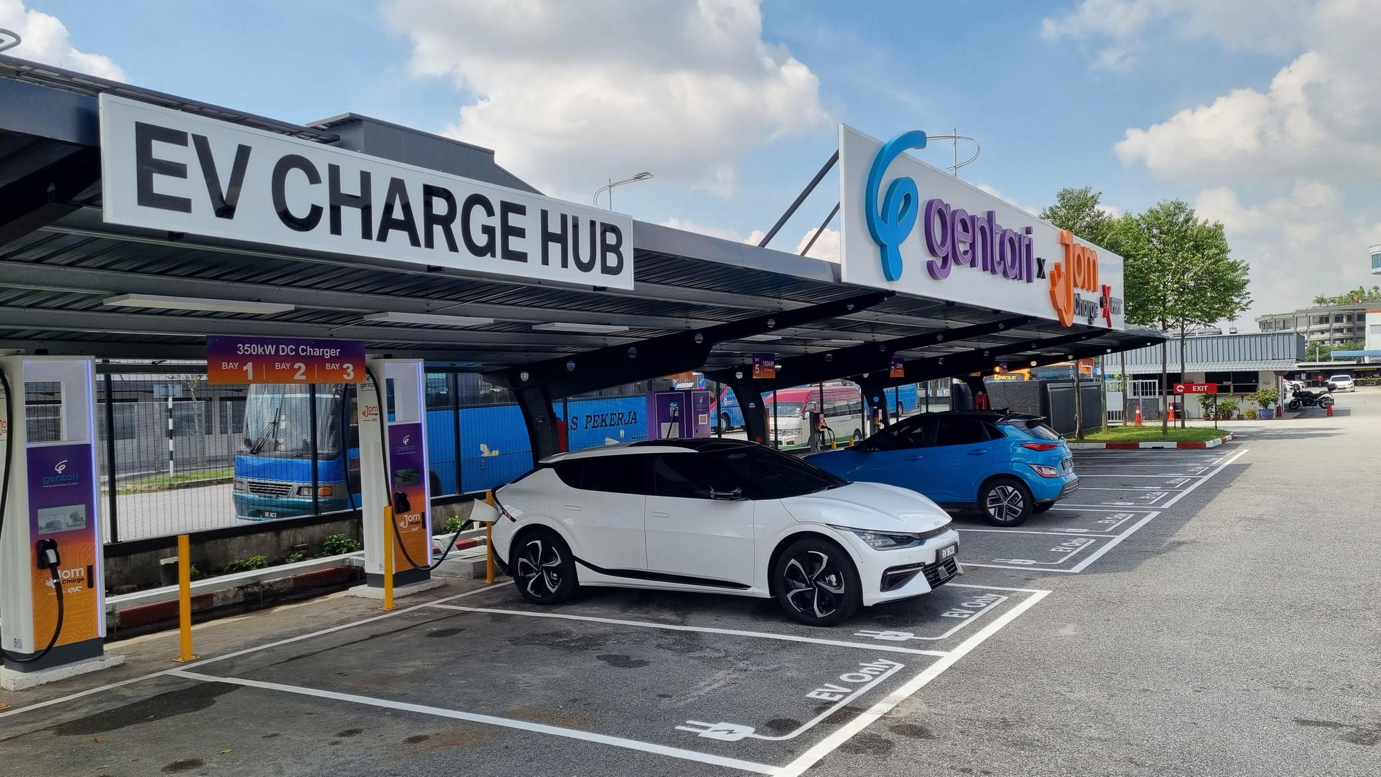 Gentari x JomCharge @ X Park Sunway Serene Charging Hub (22kW AC max ...