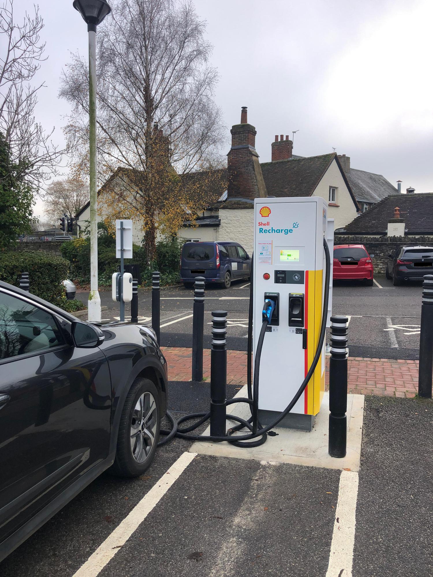 Waitrose & Partners Thame | Greyhound Lane, Thame, OX9 3ZD, UK | EV Station