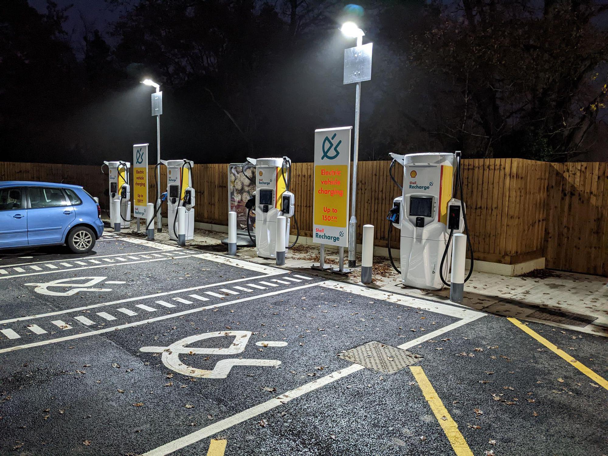 Shell Wheatsheaf Waitrose | Shell Recharge London Rd, Virginia Water ...