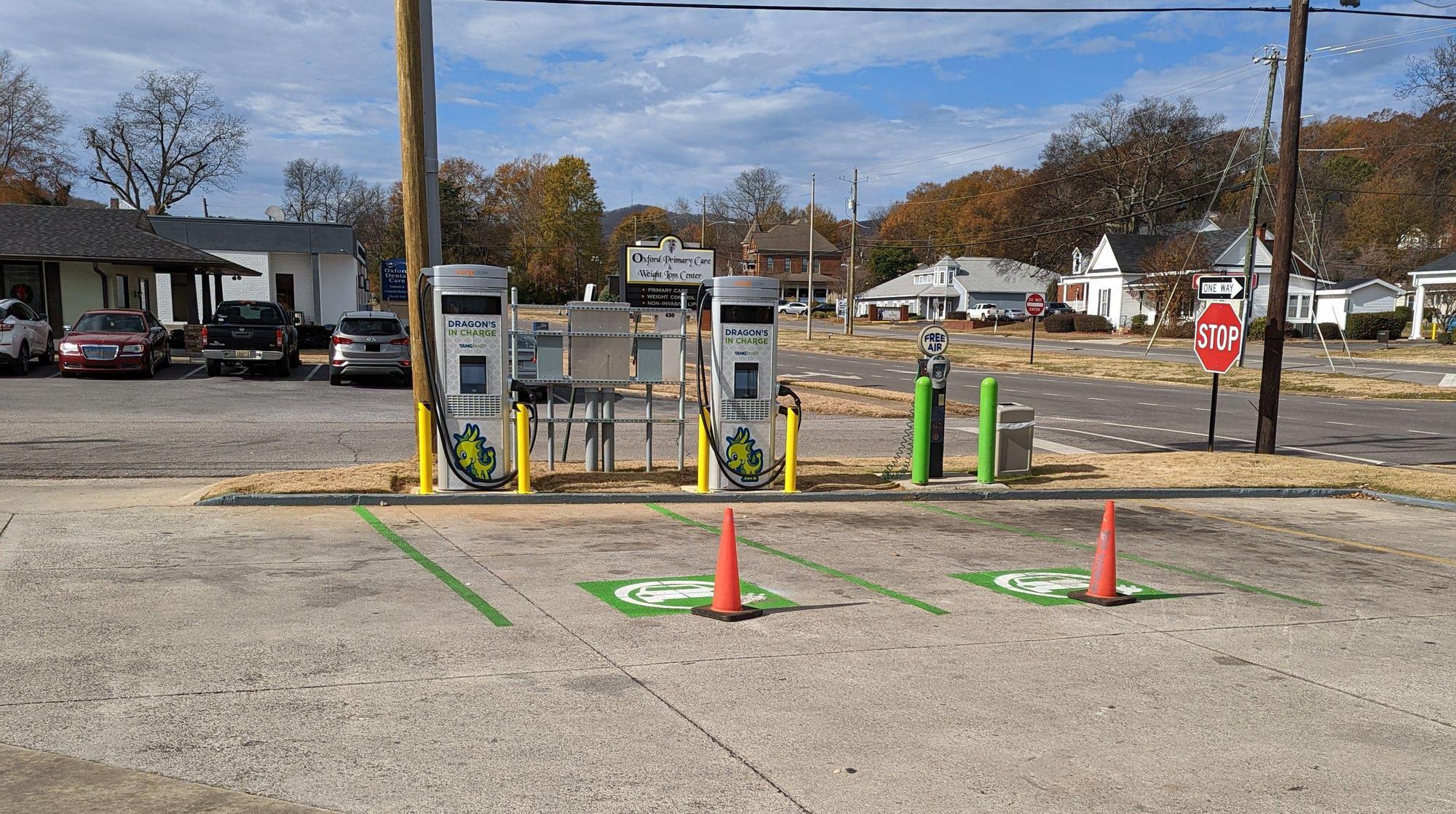 Tang Mart / Chevron | Oxford, AL | EV Station