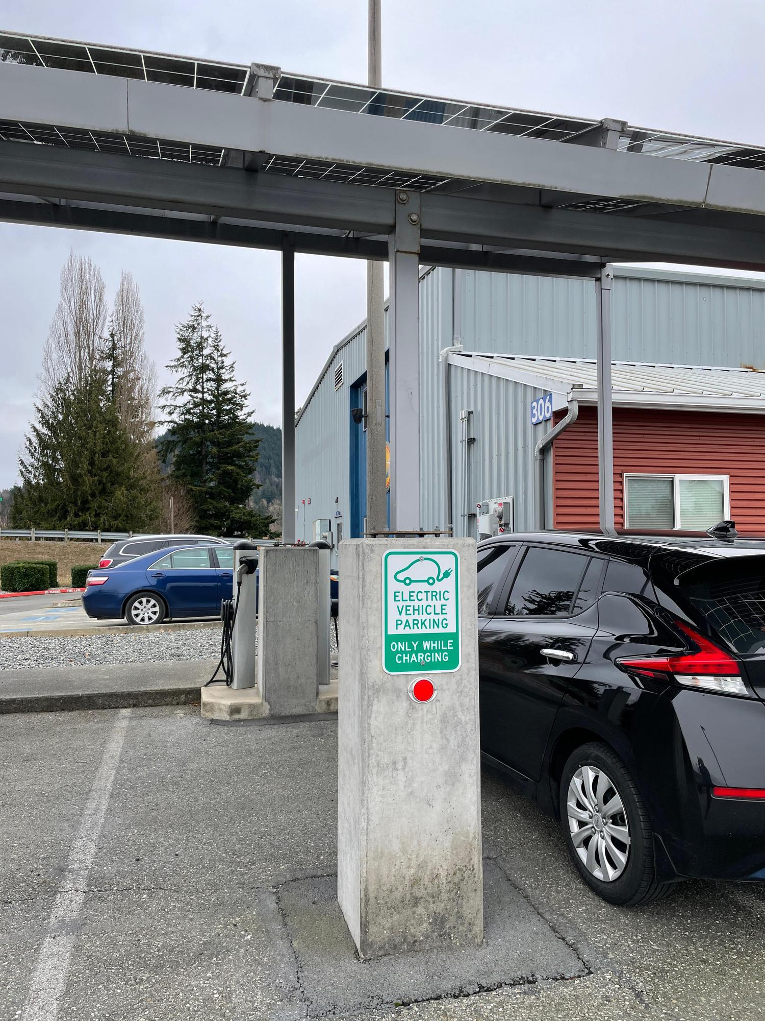 IBEW Local 191 (1) | Mount Vernon, WA | EV Station
