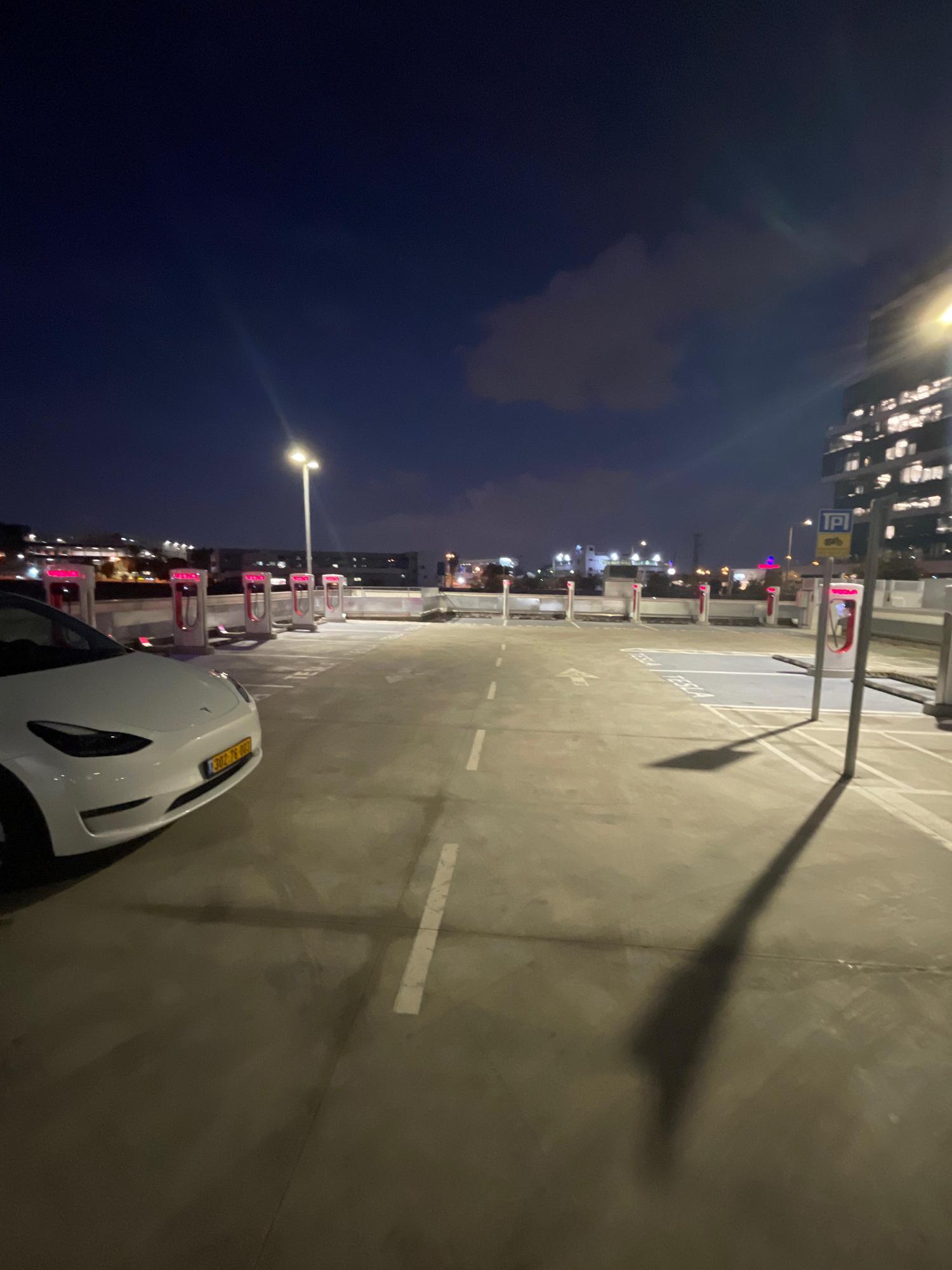 Azrieli Holon | Holon, Center District | EV Station