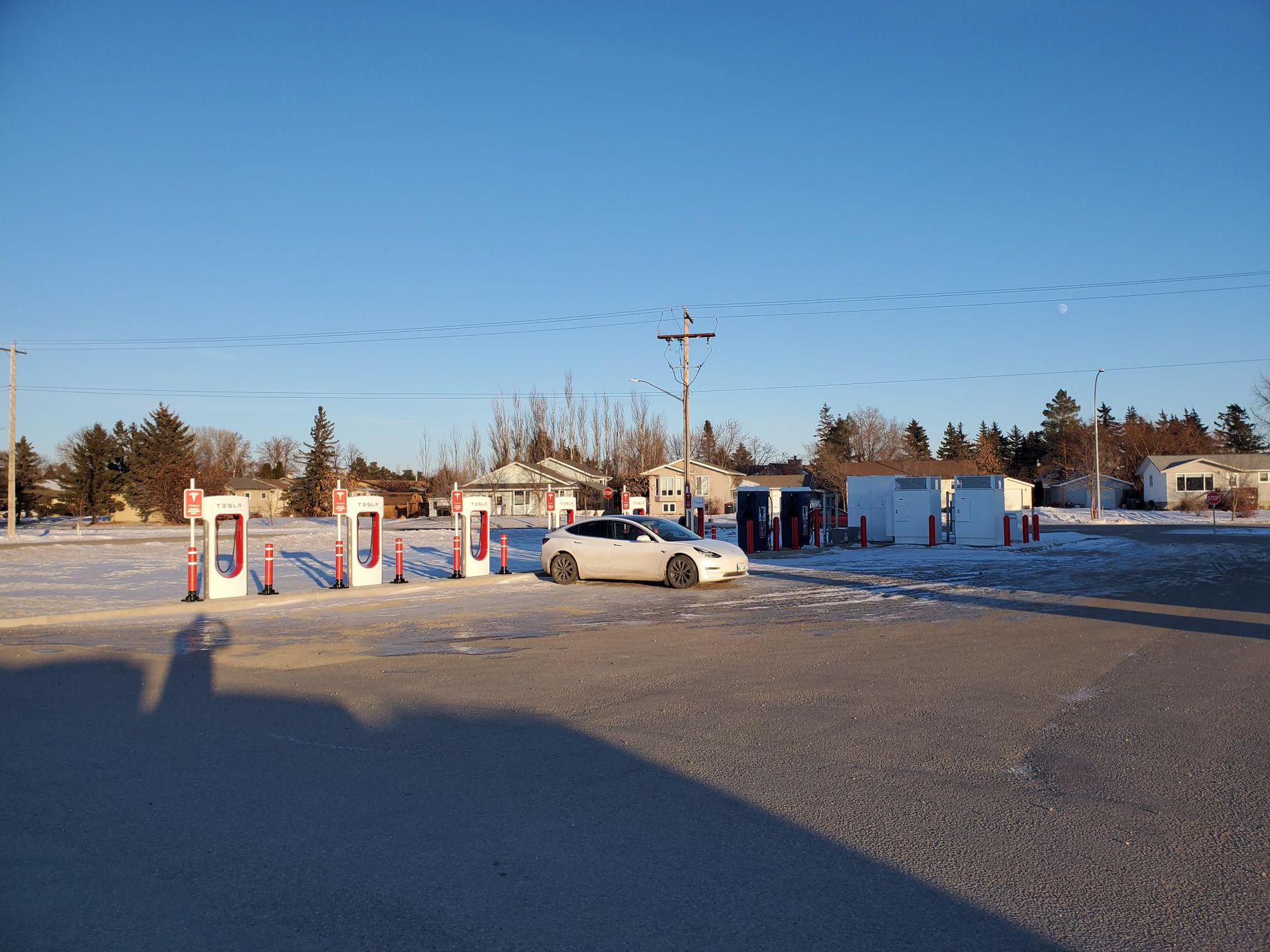 Morris Bigway Foods (1) | Morris, MB | EV Station