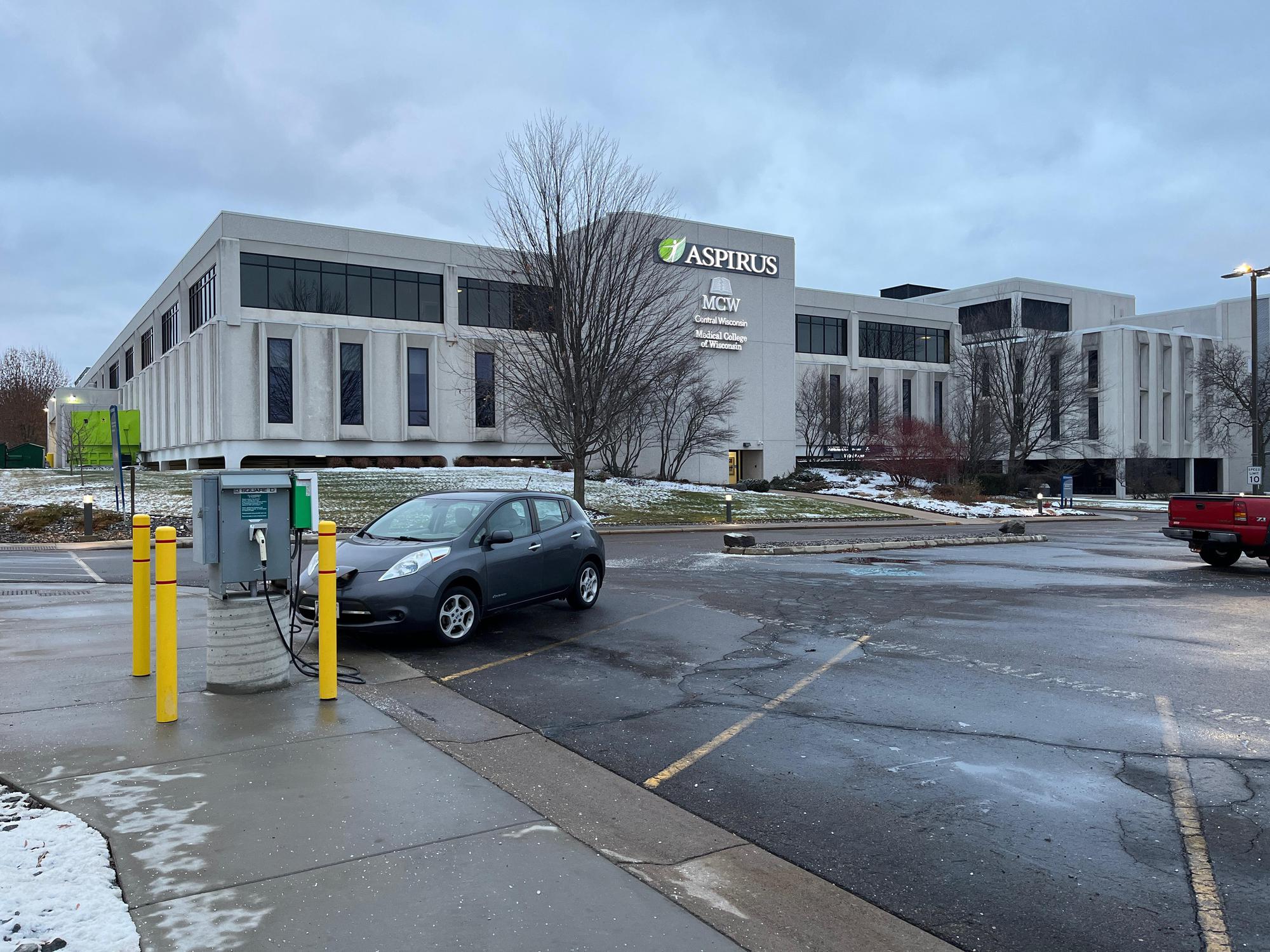 Aspirus Health | Wausau, WI | EV Station