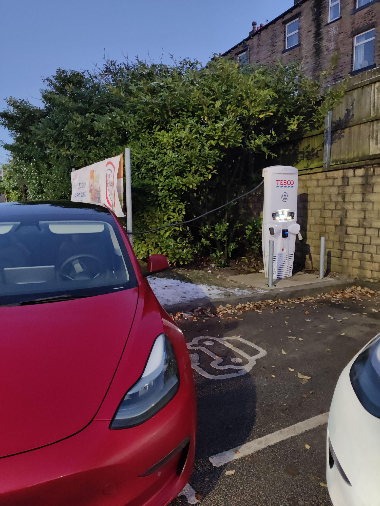 Tesco Superstore Halifax Aachen Way | Haugh Shaw Rd, Halifax, HX1 3TU ...