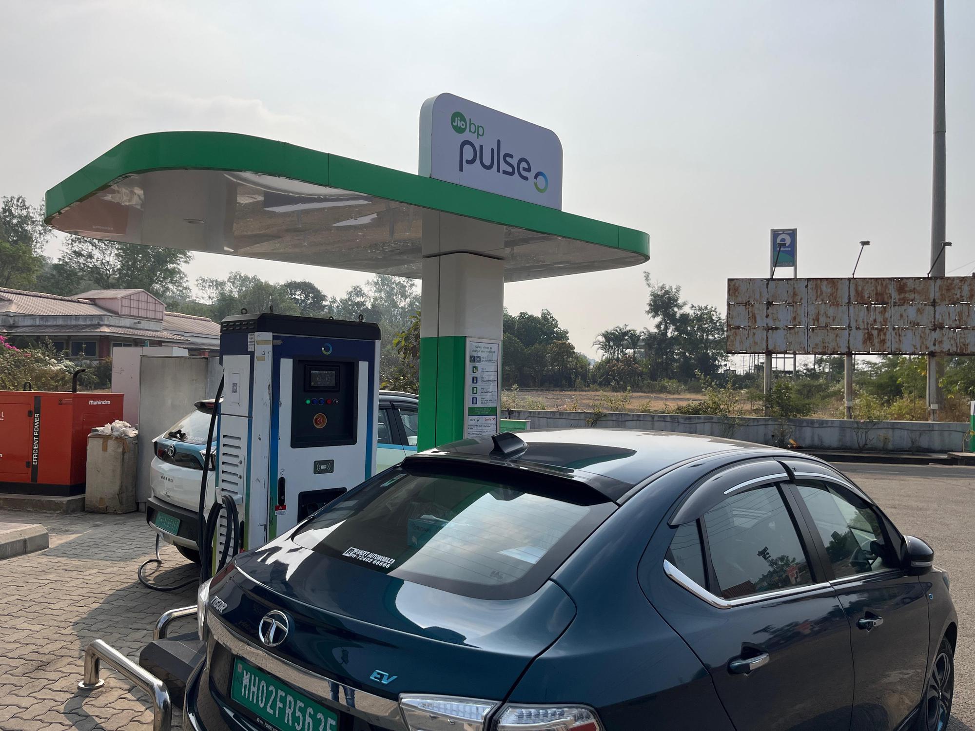 Jio BP Petrol Pump | Kelawade, MH | EV Station