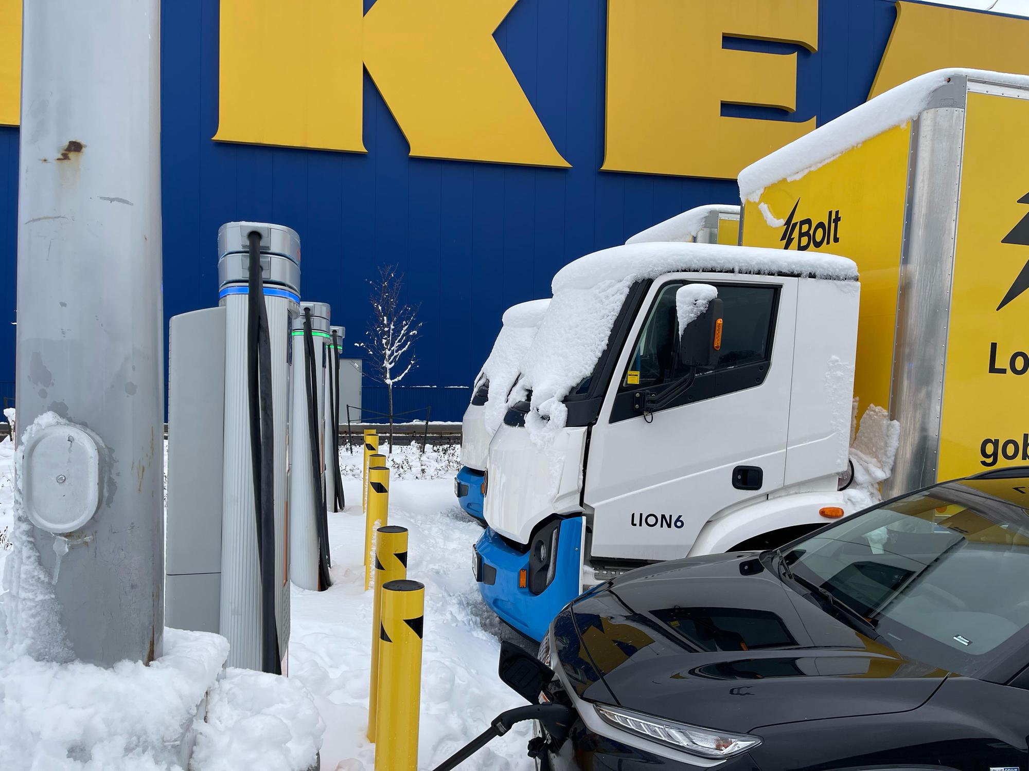 IKEA Ottawa - Outer Lot | Ottawa, ON | EV Station