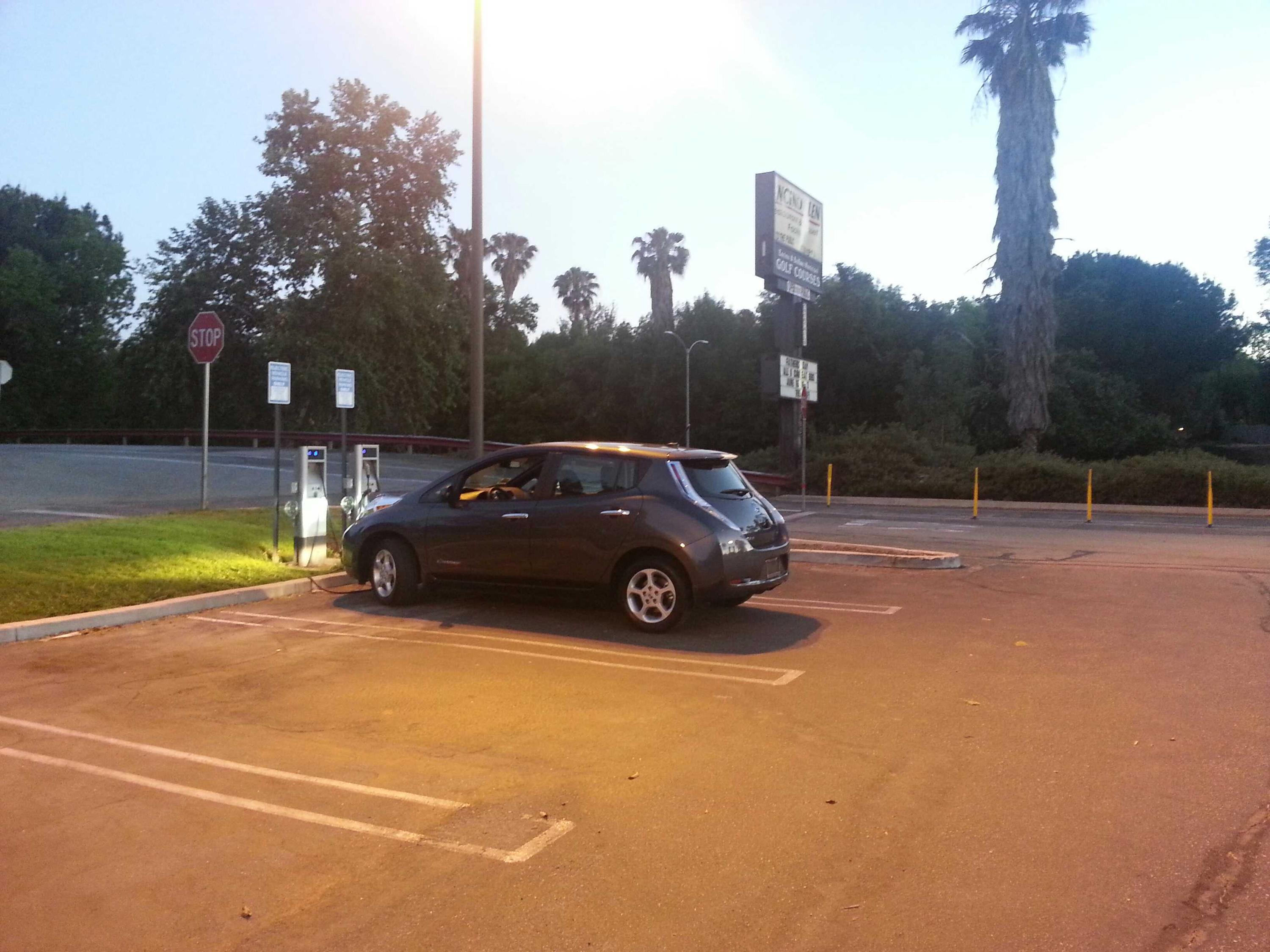 Encino Glen Golf Course | Los Angeles, CA | EV Station