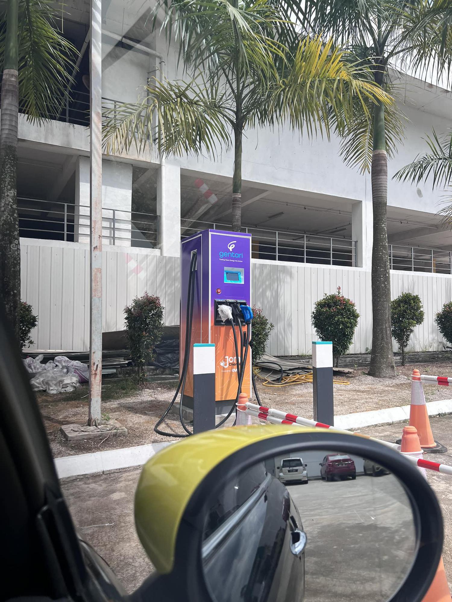 Petronas Persiaran Apec | Cyberjaya, Selangor | EV Station