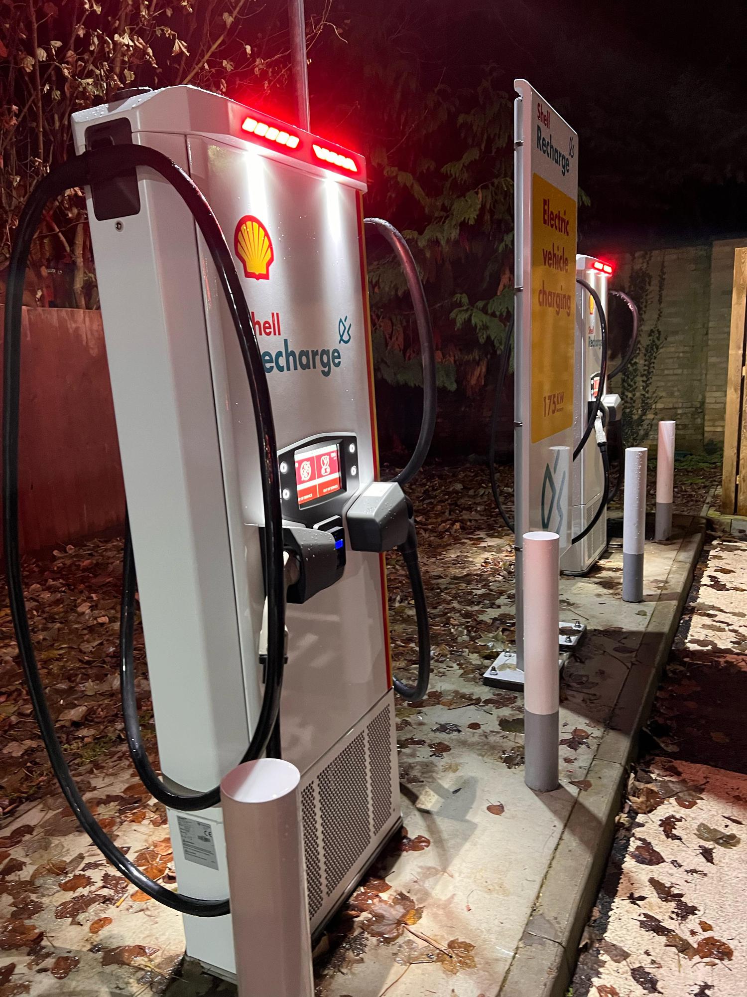 Shell Little Waitrose Hinchley Wood | Hinchley Wood, Kingston Bypass ...