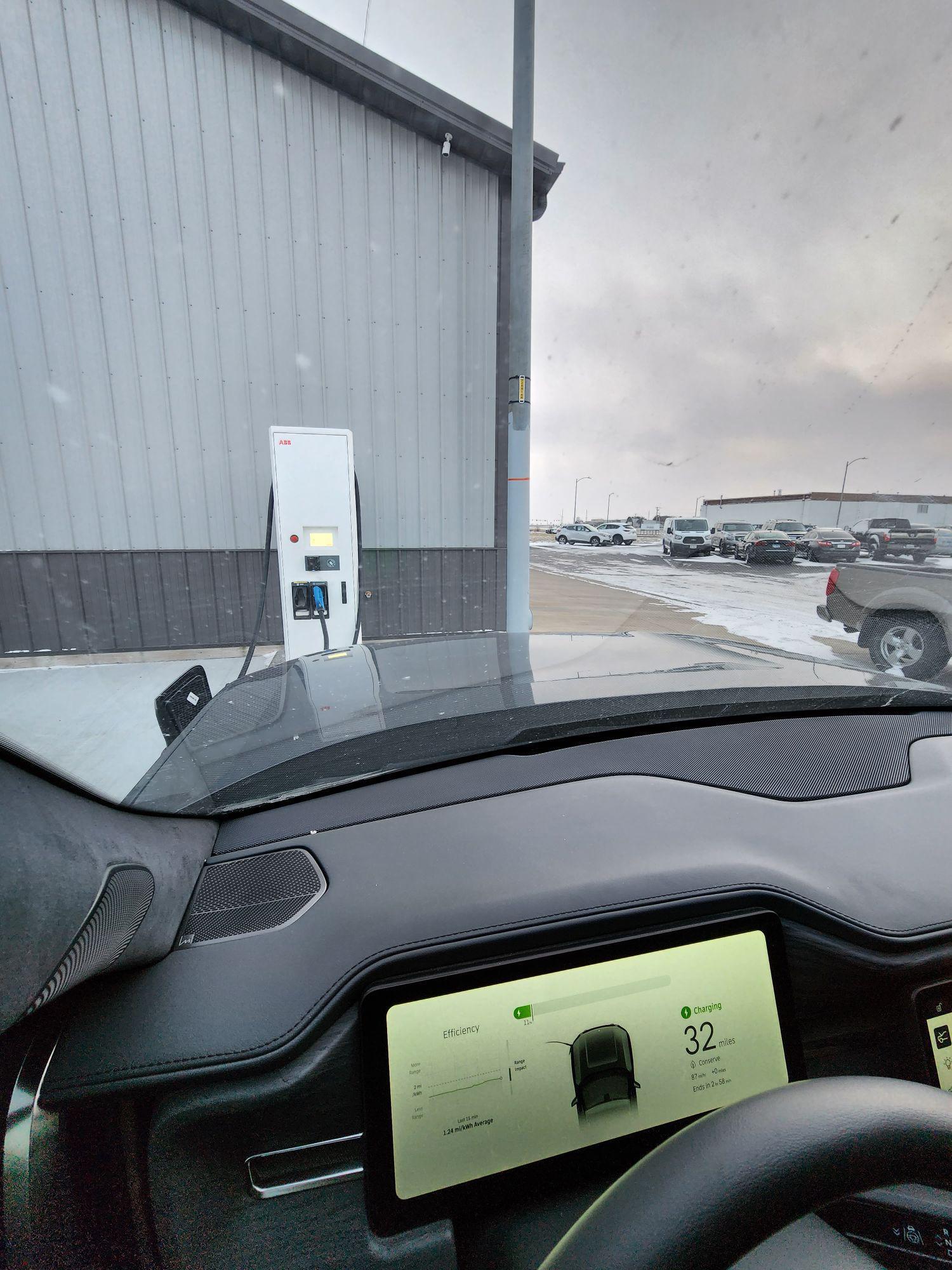 KC Summers Nissan - Rear Garage | Mattoon, IL | EV Station