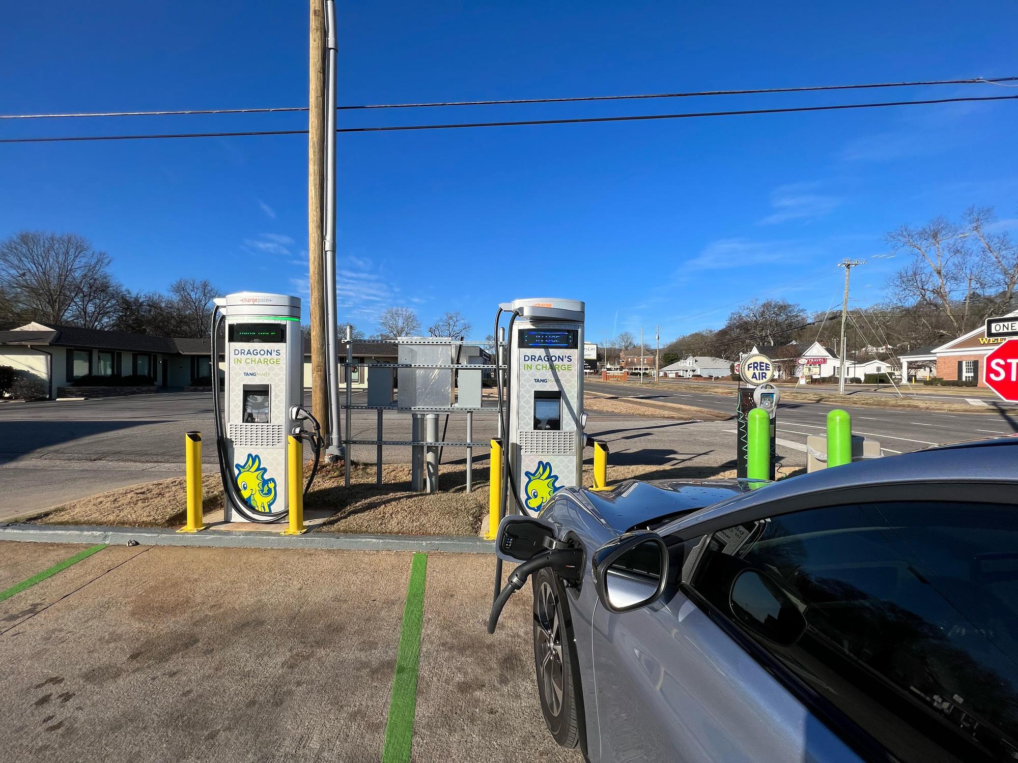 Tang Mart / Chevron | Oxford, AL | EV Station