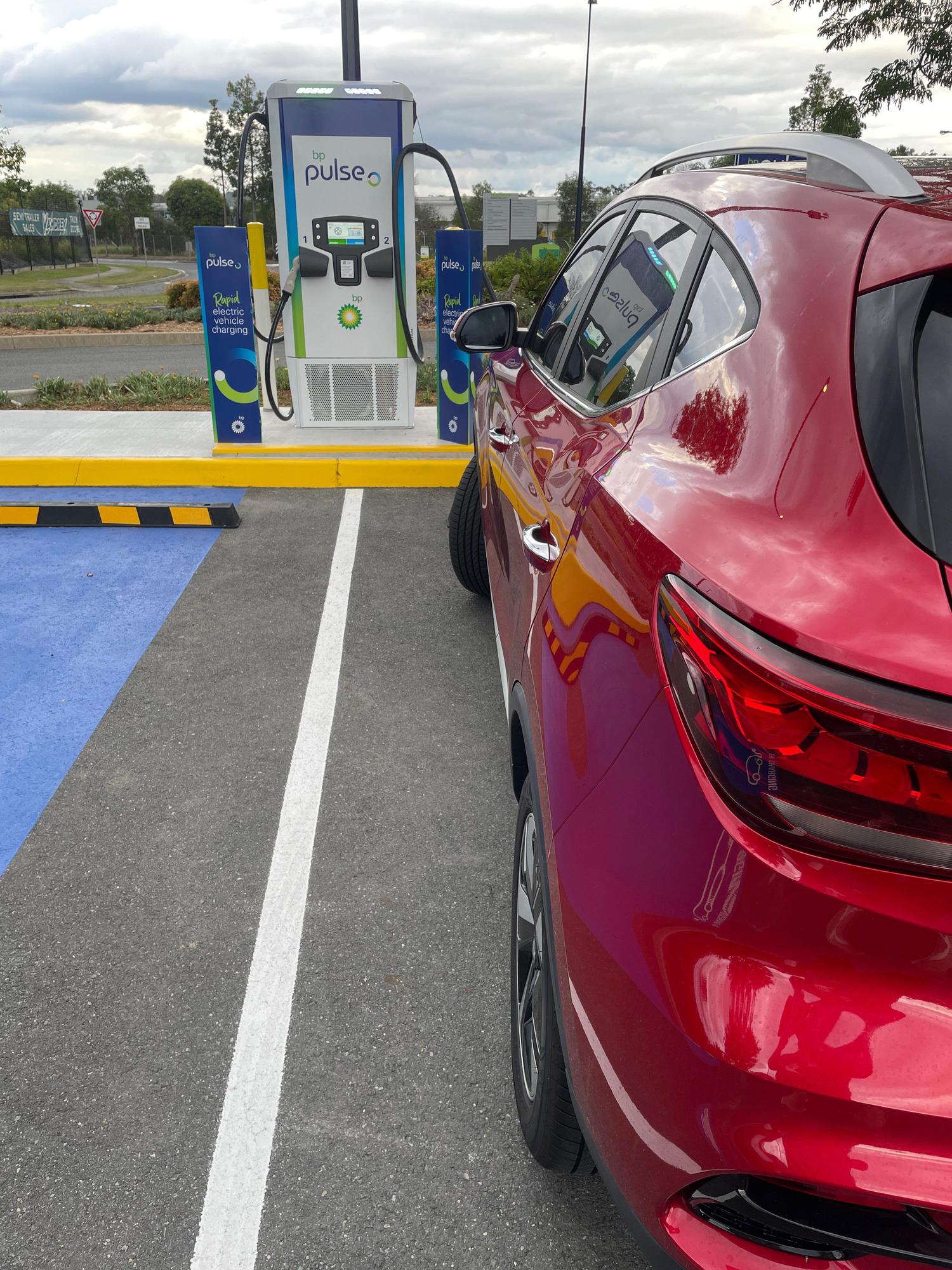 BP Logan Motorway | Larapinta, QLD | EV Station