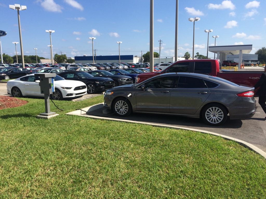 Sam Galloway Ford Lincoln | Fort Myers, FL | EV Station