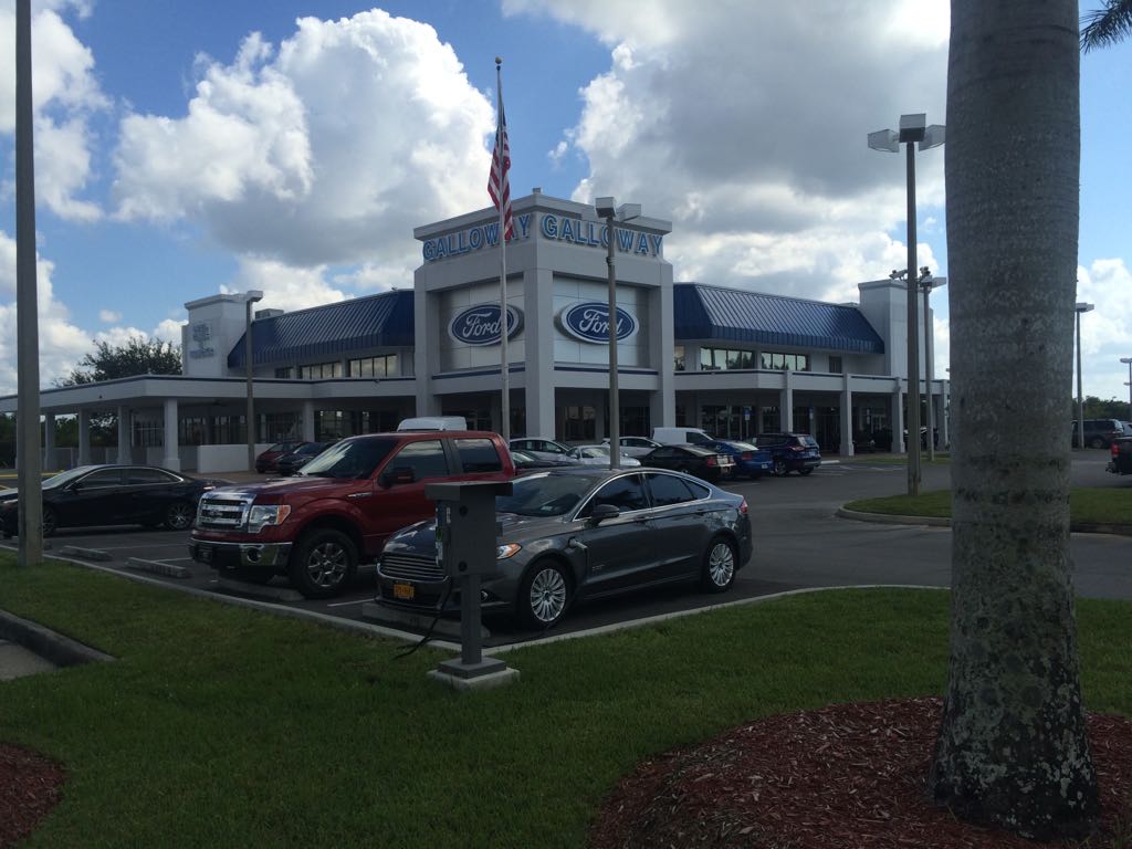 Sam Galloway Ford Lincoln | Fort Myers, FL | EV Station