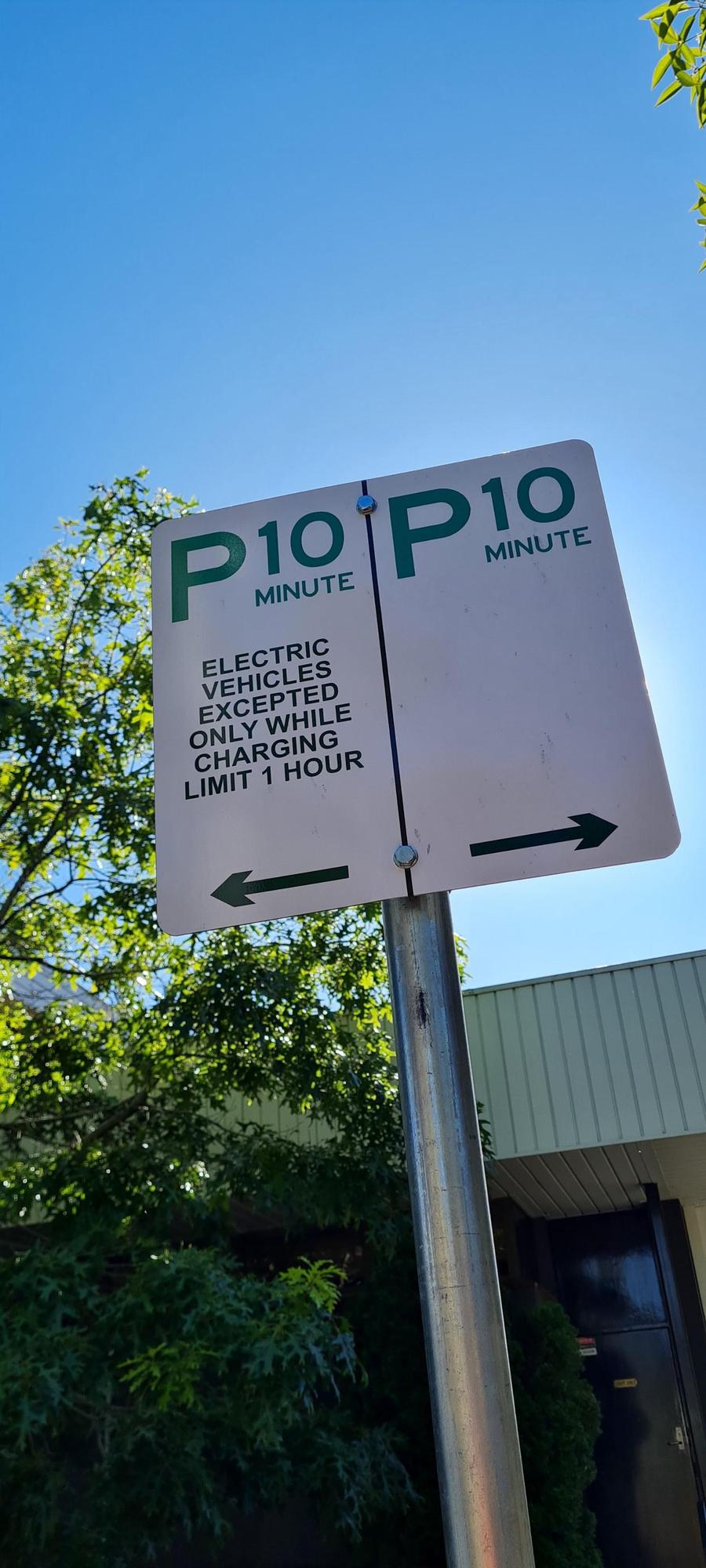 Glen Waverley Library - City of Monash | Glen Waverley, VIC | EV Station