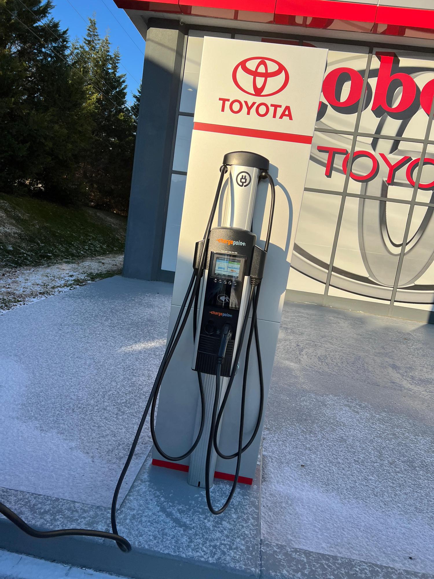 Roberts Toyota | Columbia, TN | EV Station