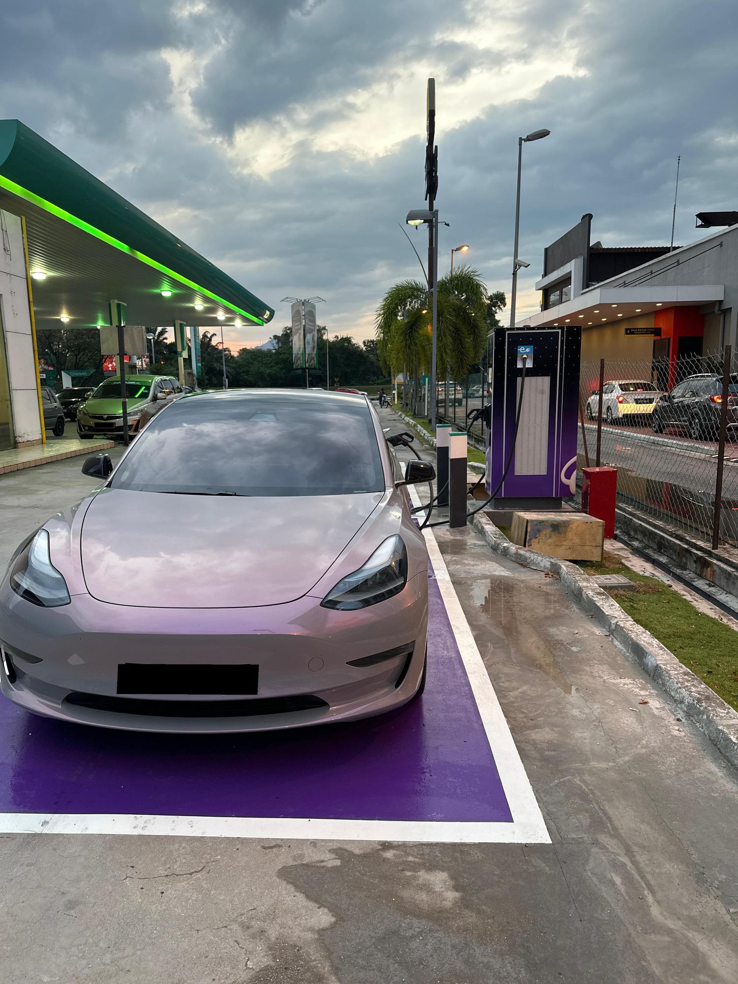 Petronas Jalan Sultan Azlan Shah Ipoh | Ipoh, Perak | EV Station