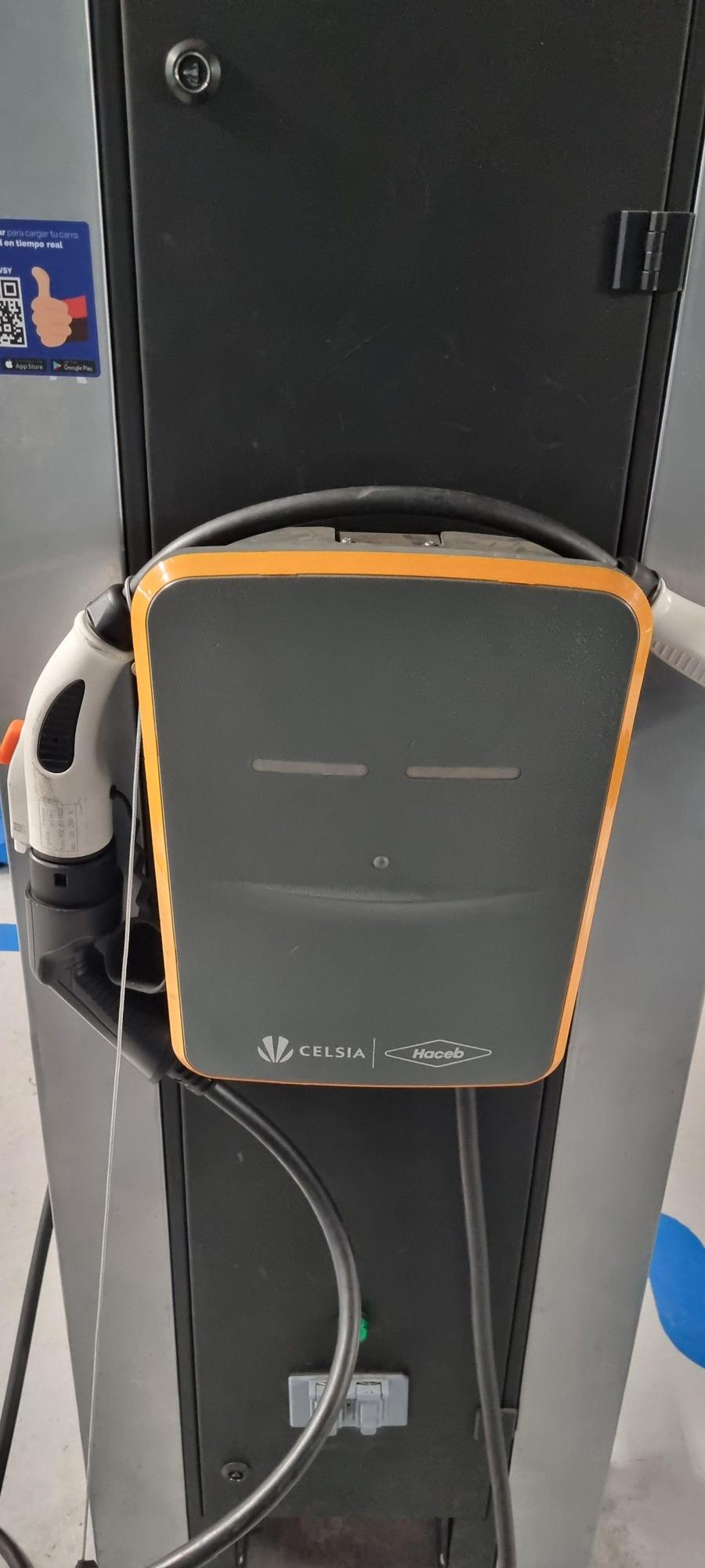 Éxito Colina | Bogotá, Bogotá | EV Station