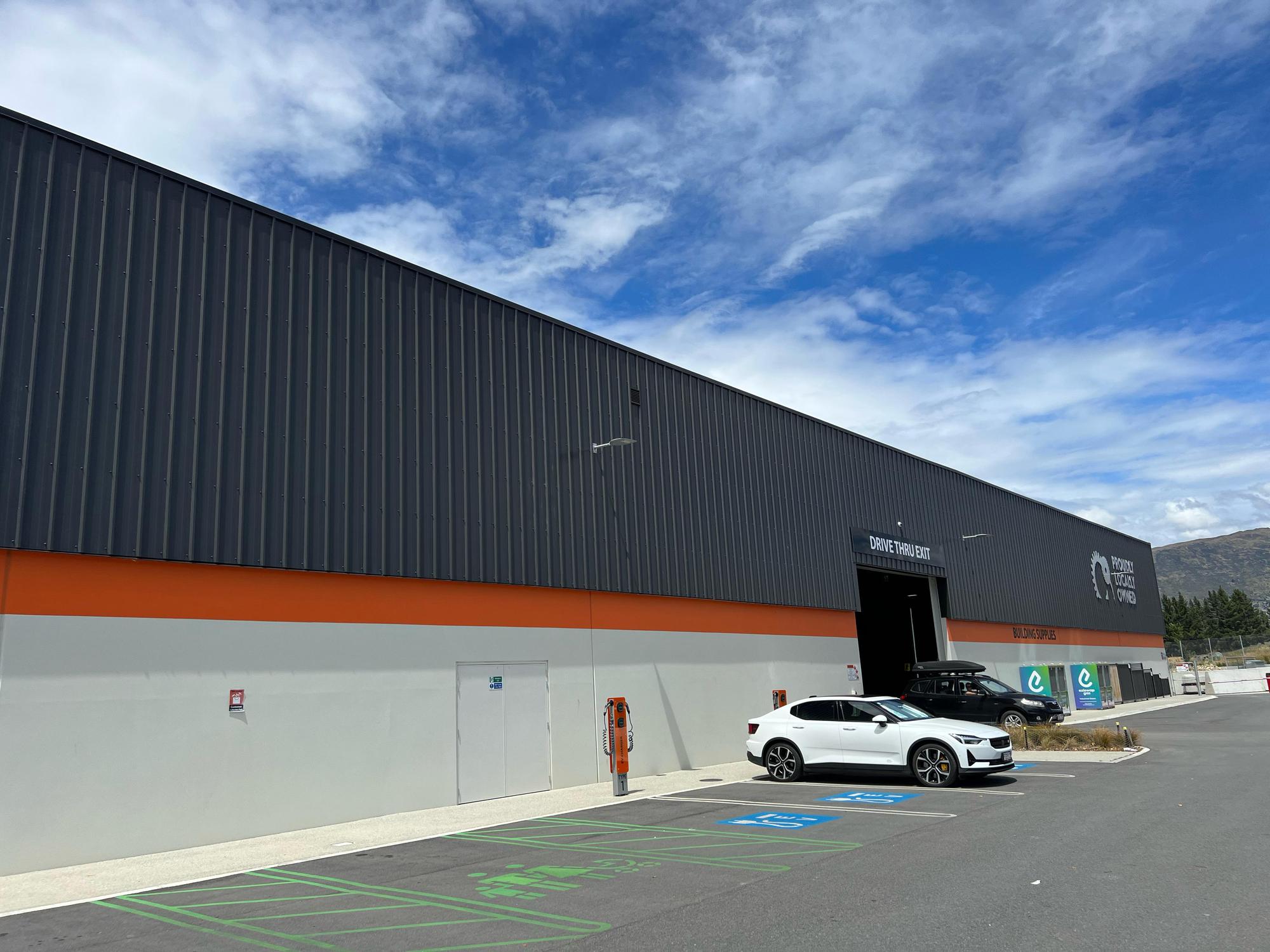 Mitre10 Mega Wanaka | Wanaka, Otago | EV Station
