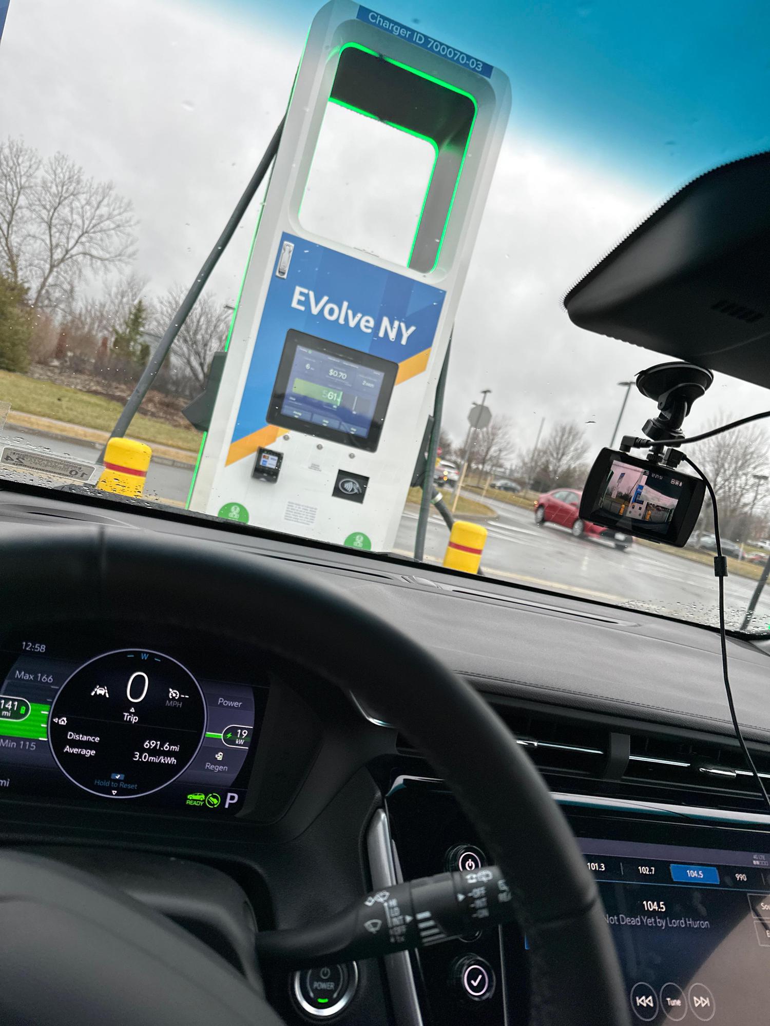 Victor Crossing | Victor, NY | EV Station