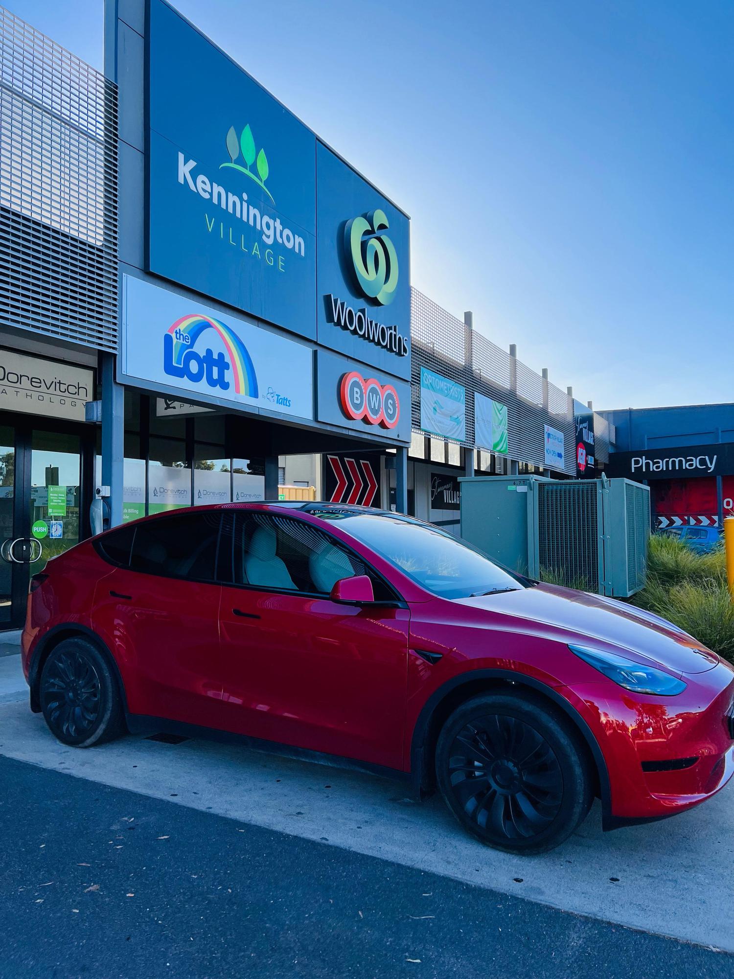 Strath Village Shopping Centre - Woolworths (1) | Kennington, VIC | EV ...