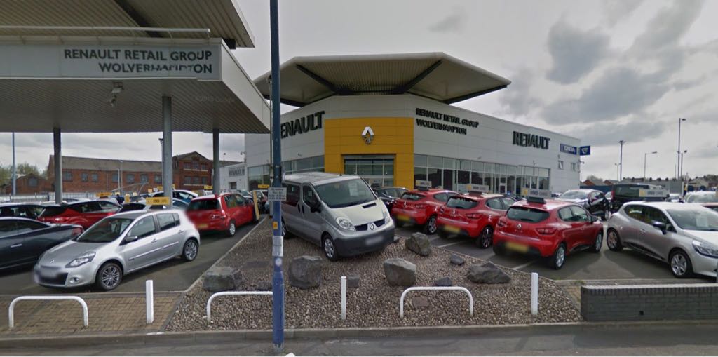 Renault Retail Group | Wolverhampton, England | EV Station