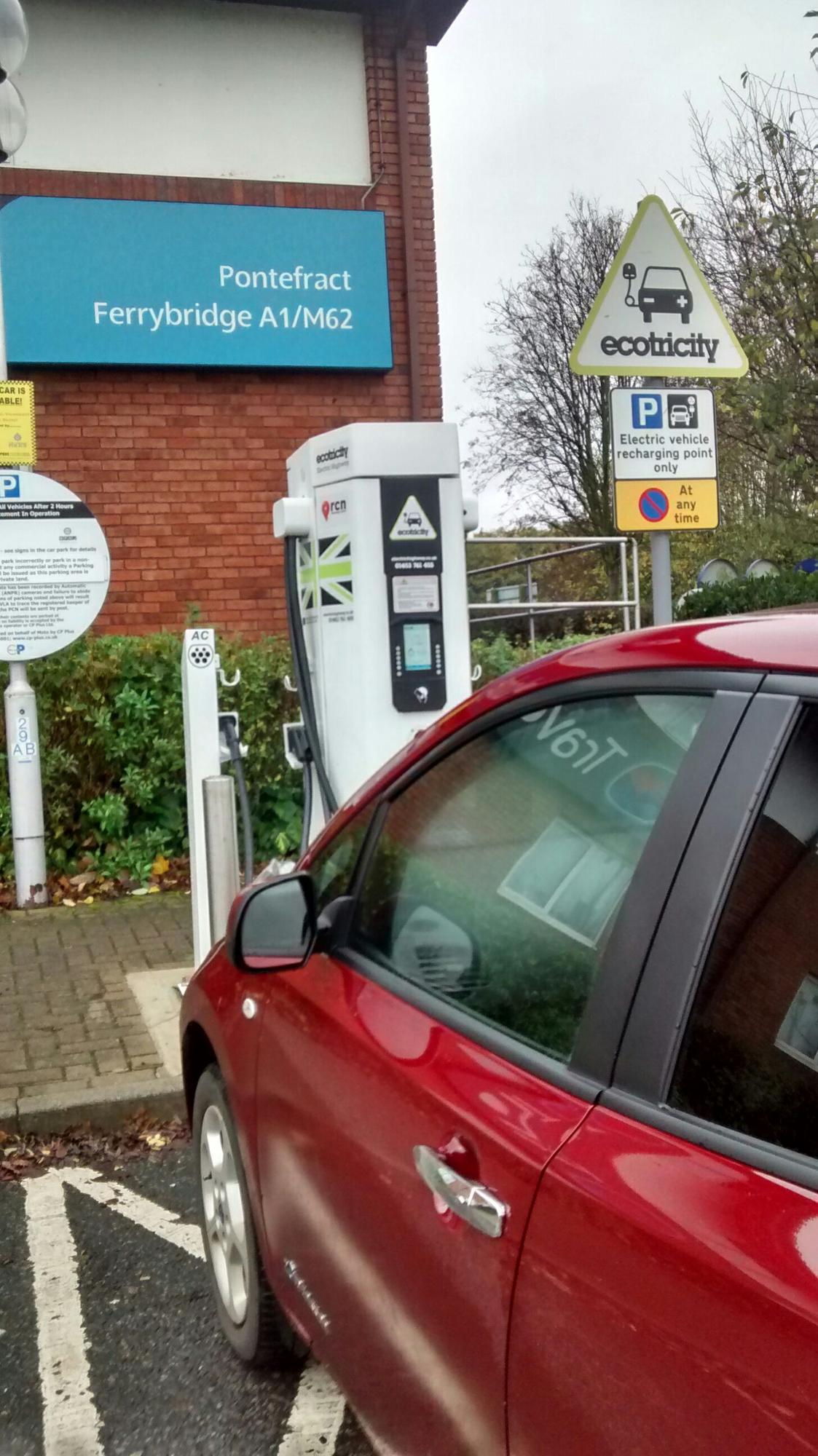 Moto Ferrybridge (1) | Moto Services, M62 Motorway Jct 33 / A1(M ...