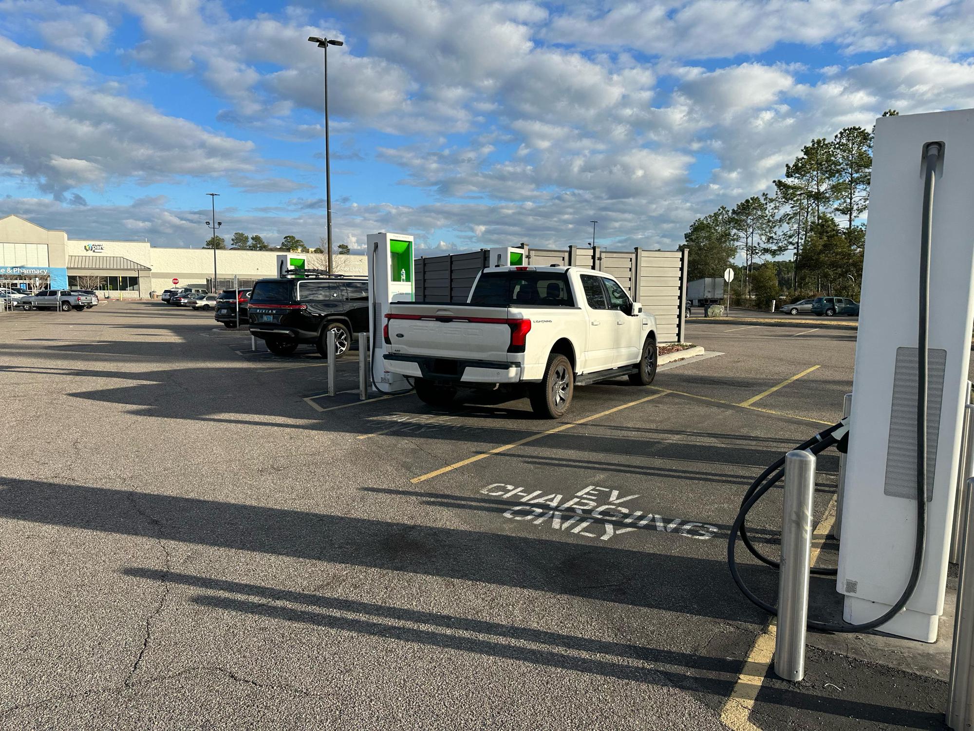 Walmart Supercenter | Pooler, GA | EV Station