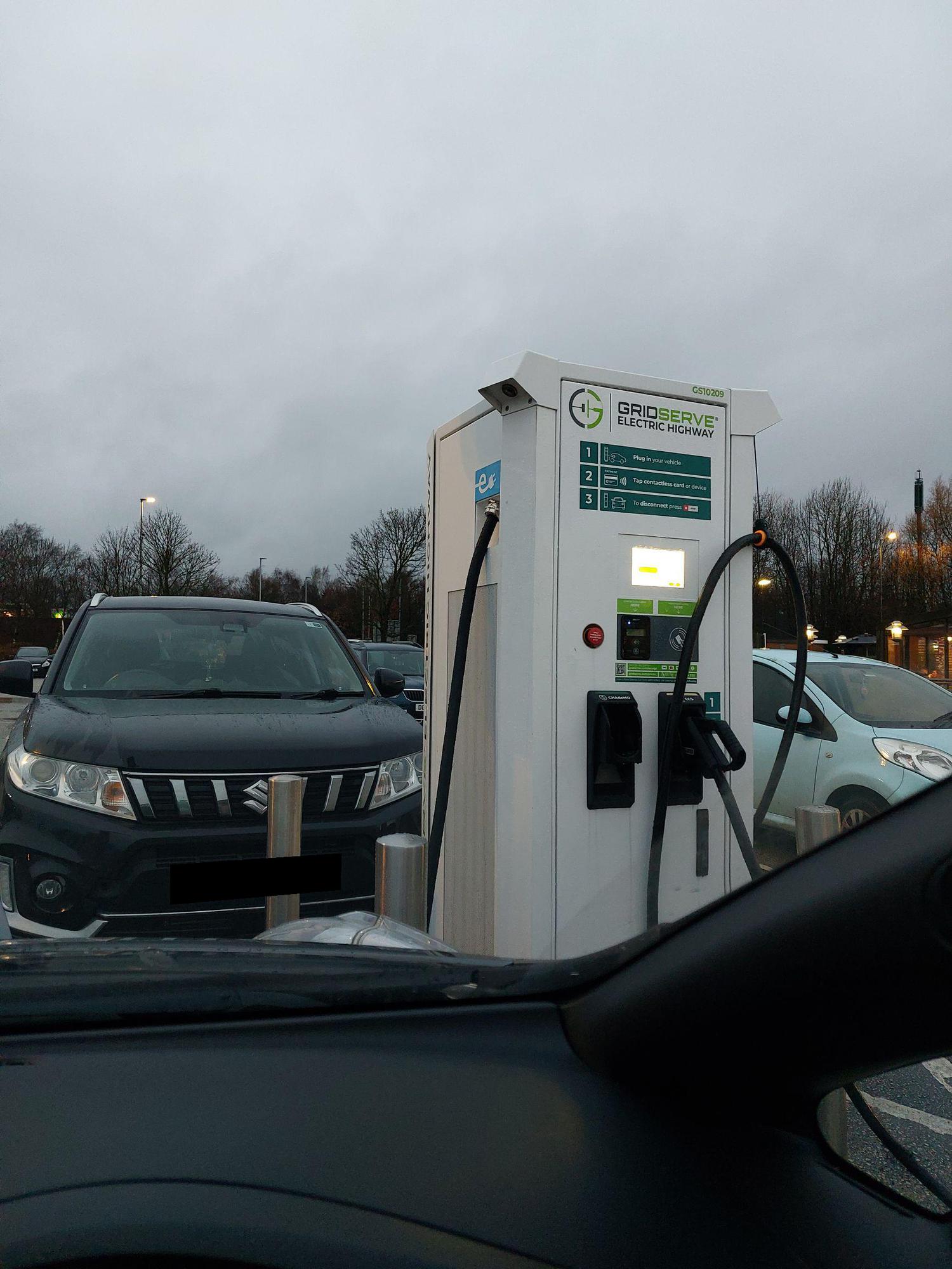 Lymm Services M6 / M56 (1) | Lymm, England | EV Station