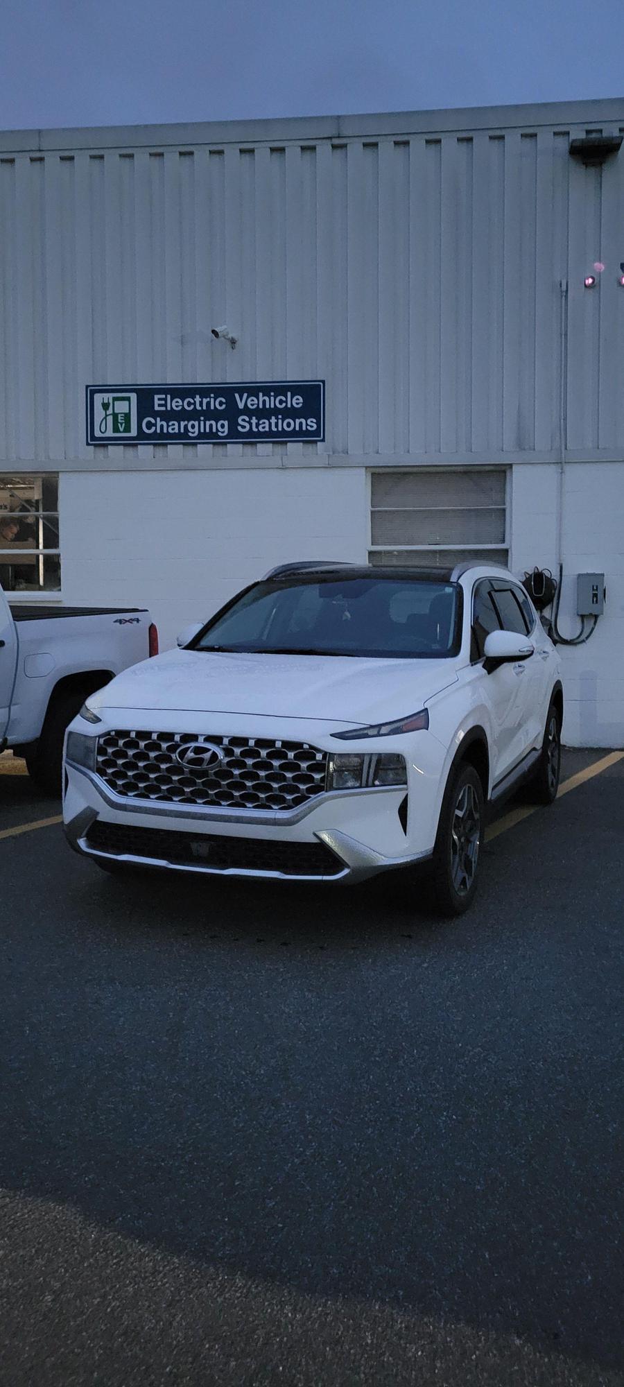 Partyka Chevrolet/Mazda/Isuzu | Hamden, CT | EV Station