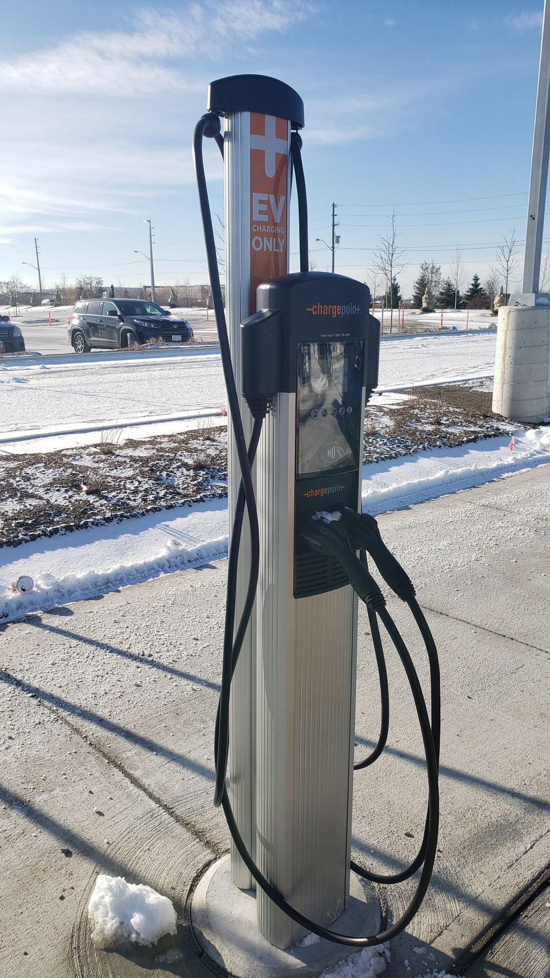 Canada Post - Albert Jackson Processing Center | Toronto, ON | EV Station
